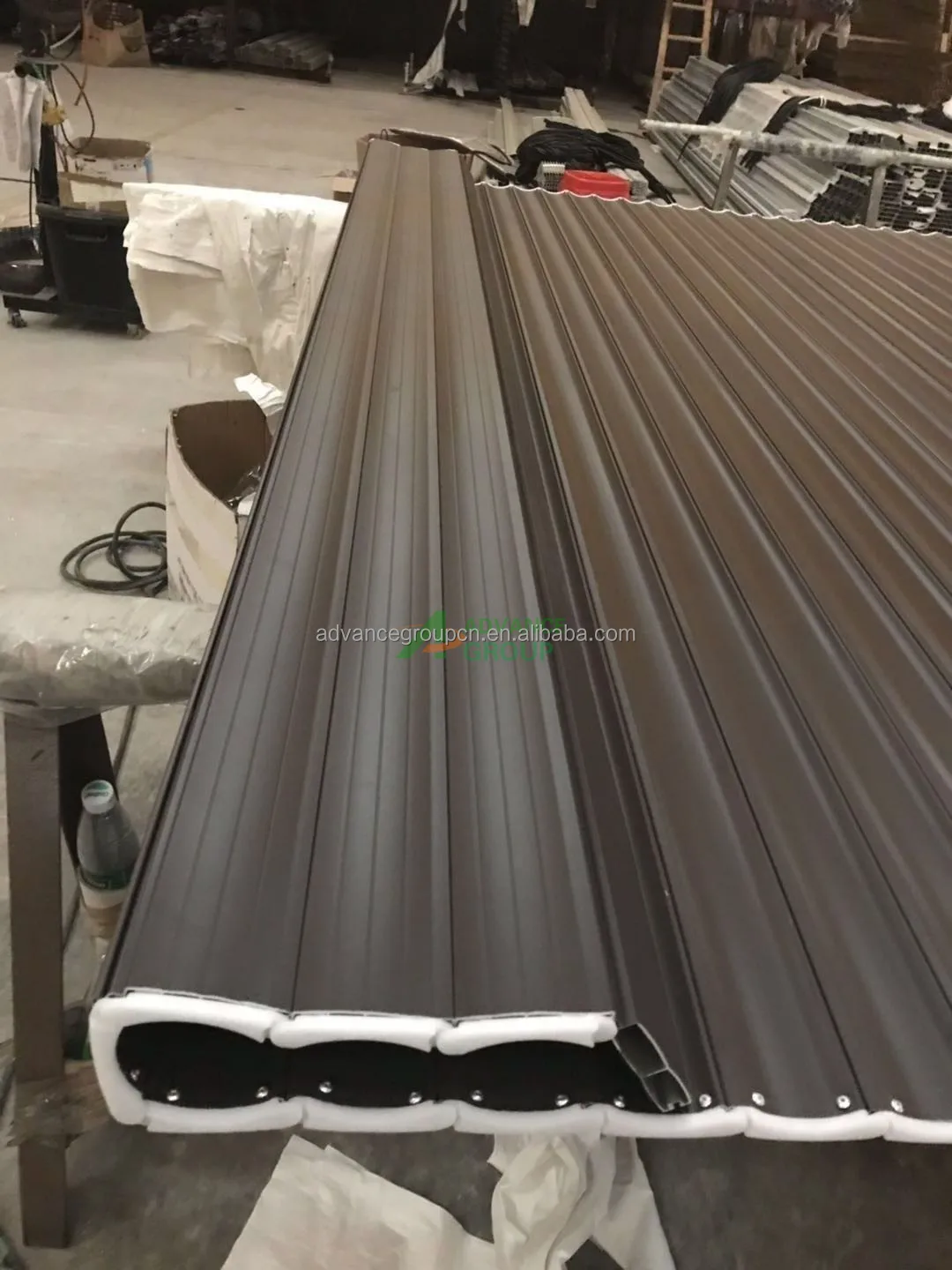 Aluminium Foam Roller Shutter Slat Machine - Durable & Stylish