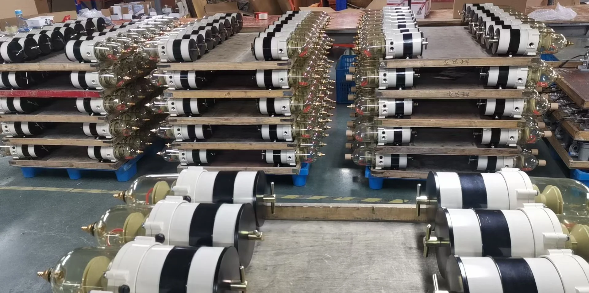 High Pressure Diesel Fuel Filter Water Separator 1000fg 1000fh 751000FV ...