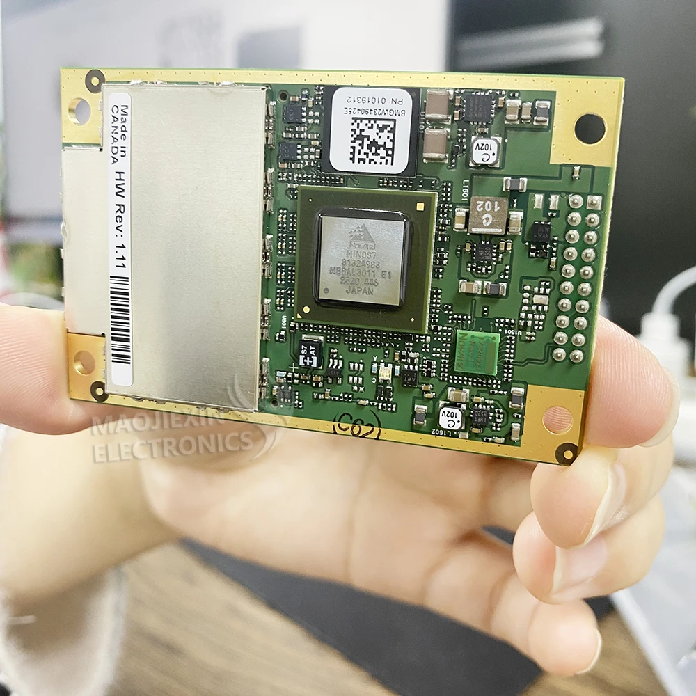 Multi-star Multi-Frequency High Precision Positioning Board