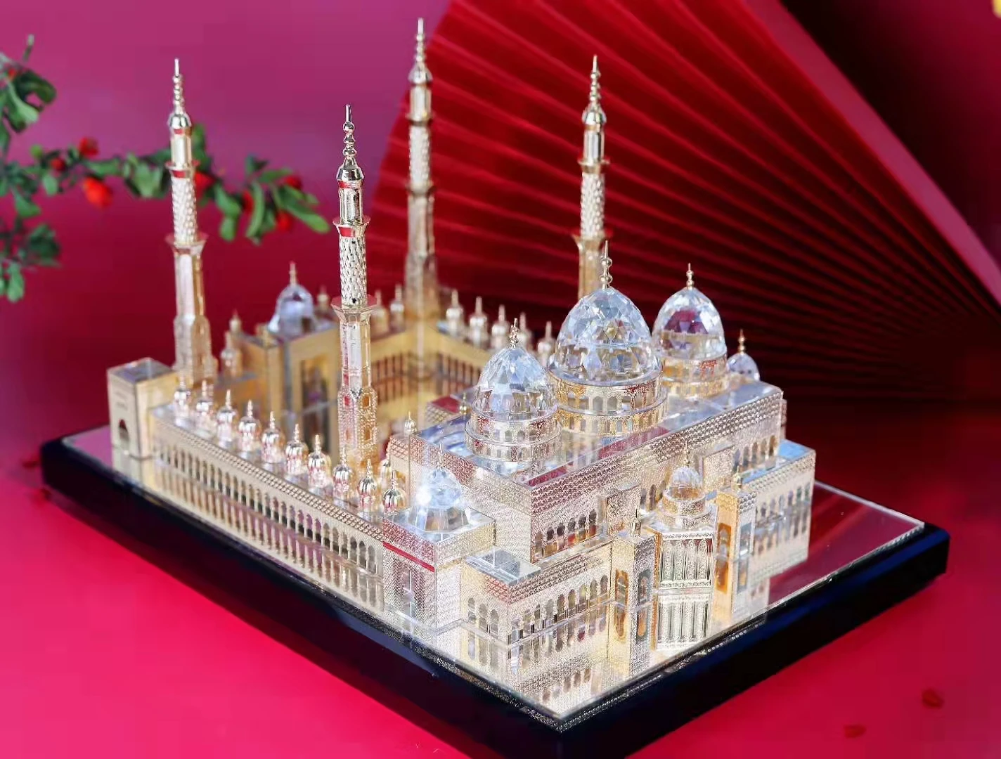 Madina Mosque Scale Crystal Kaaba Model - Souvenir Gift