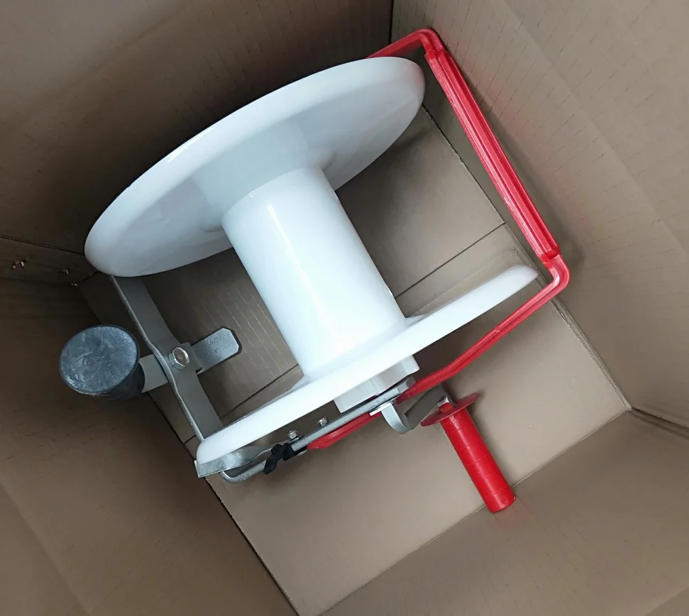 Multi-purpose Geared Plastic Fence Reel Electric Fence Reel Winder ...