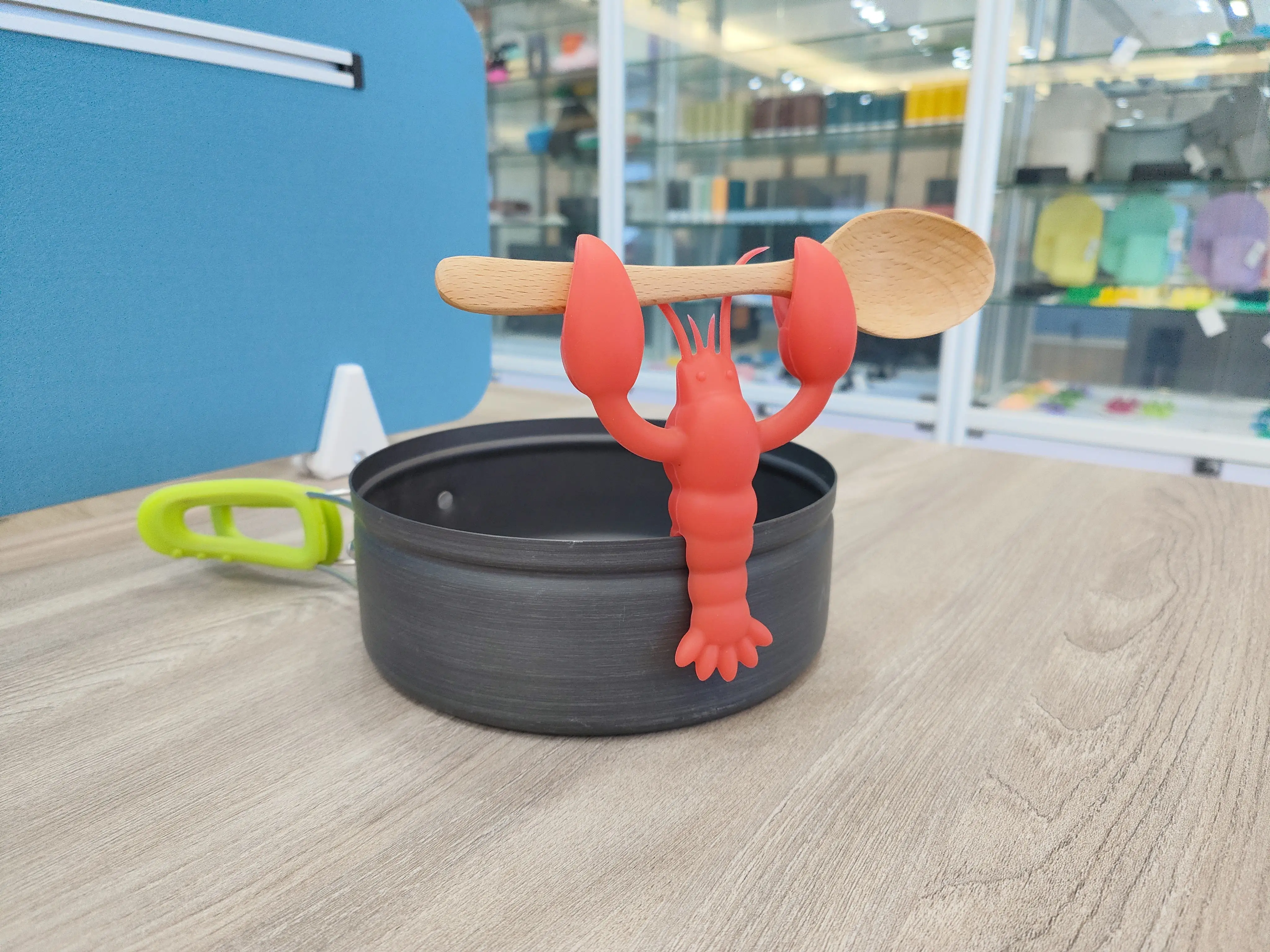 Odm&oem Bpa Free Silicone Red Lobster Spoon Holder Rest Kitchen Pot ...