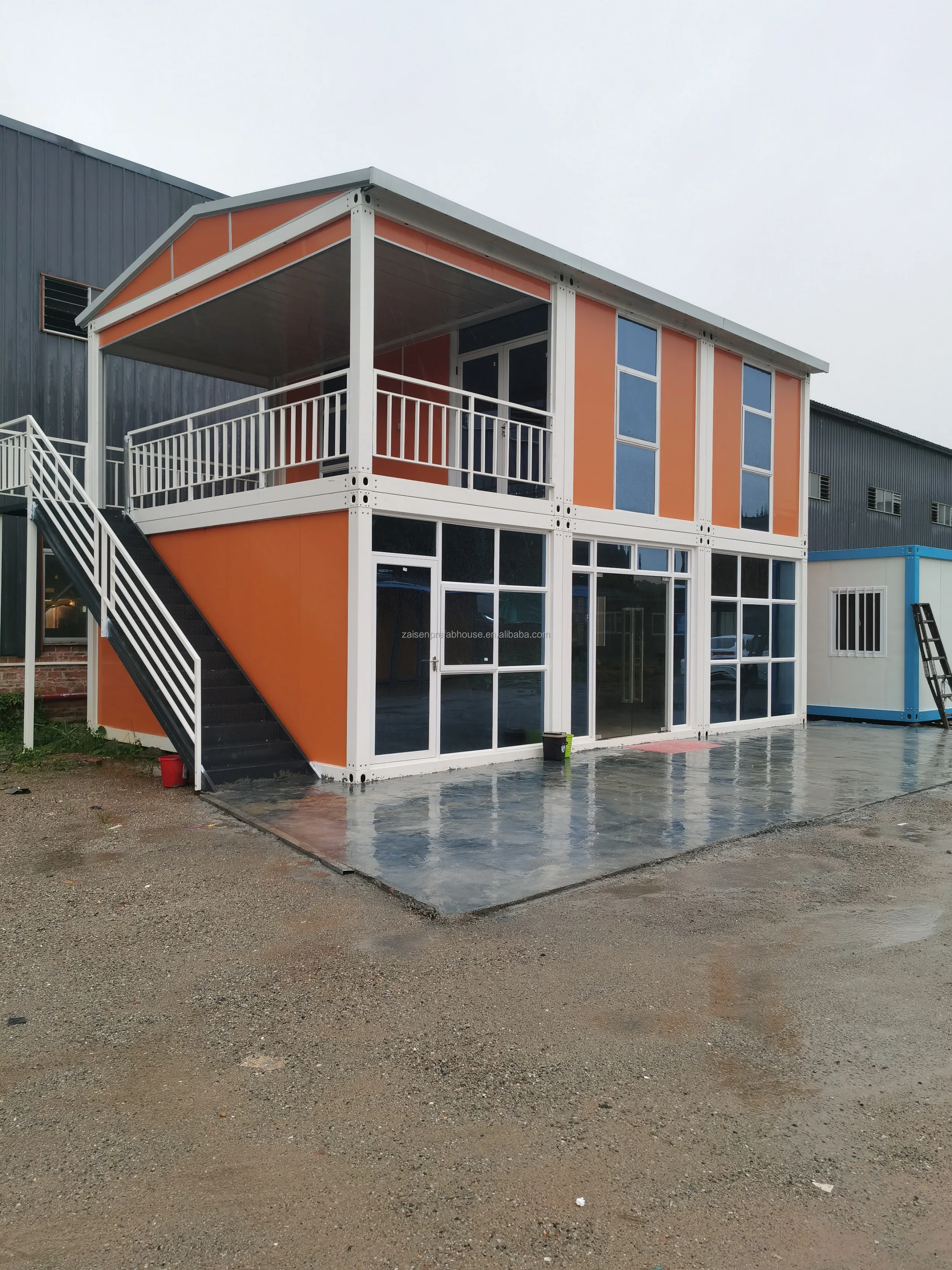 Prefabricated Container House - Mobile Bar Cabin & Coffee Shop