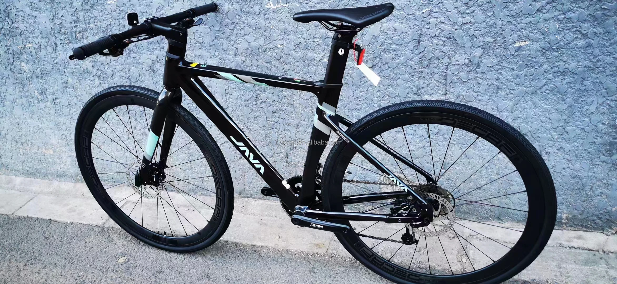 Aluminum Alloy 18-Speed Gravel Bike with Hydraulic Disc Brake