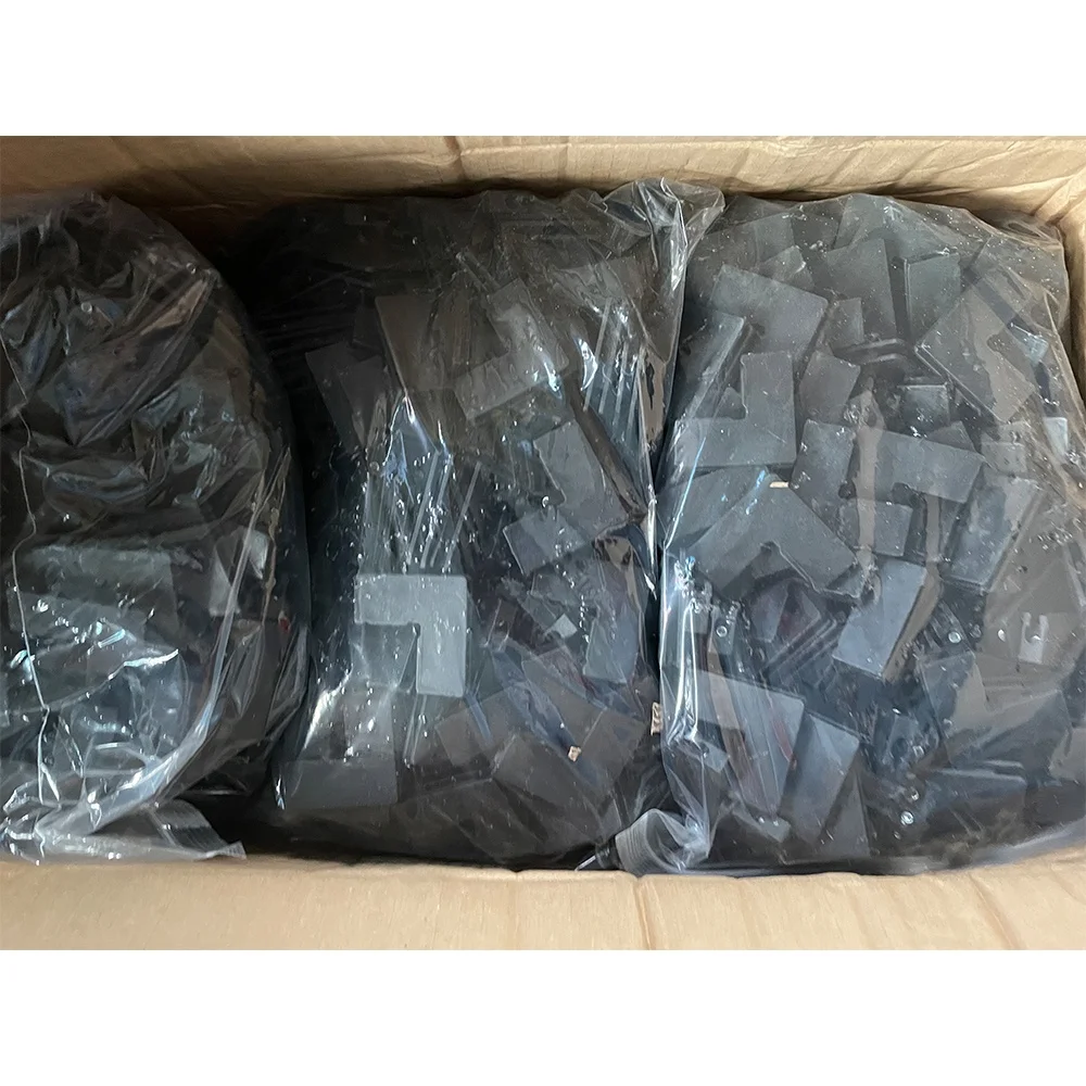 90 Degree Right Angle Black Plastic Corner Joint Screen Window Connector