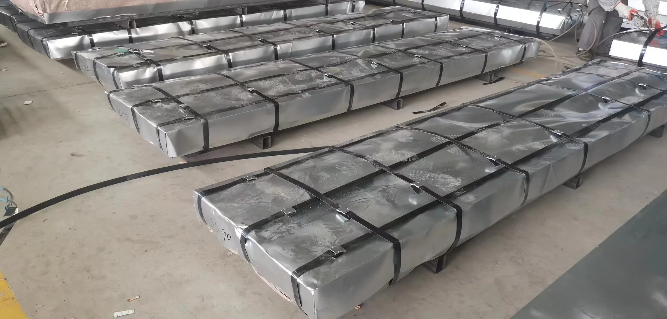 High Quality Roof Tile Metal Wave Galvanized Color Steel Plate Zinc ...