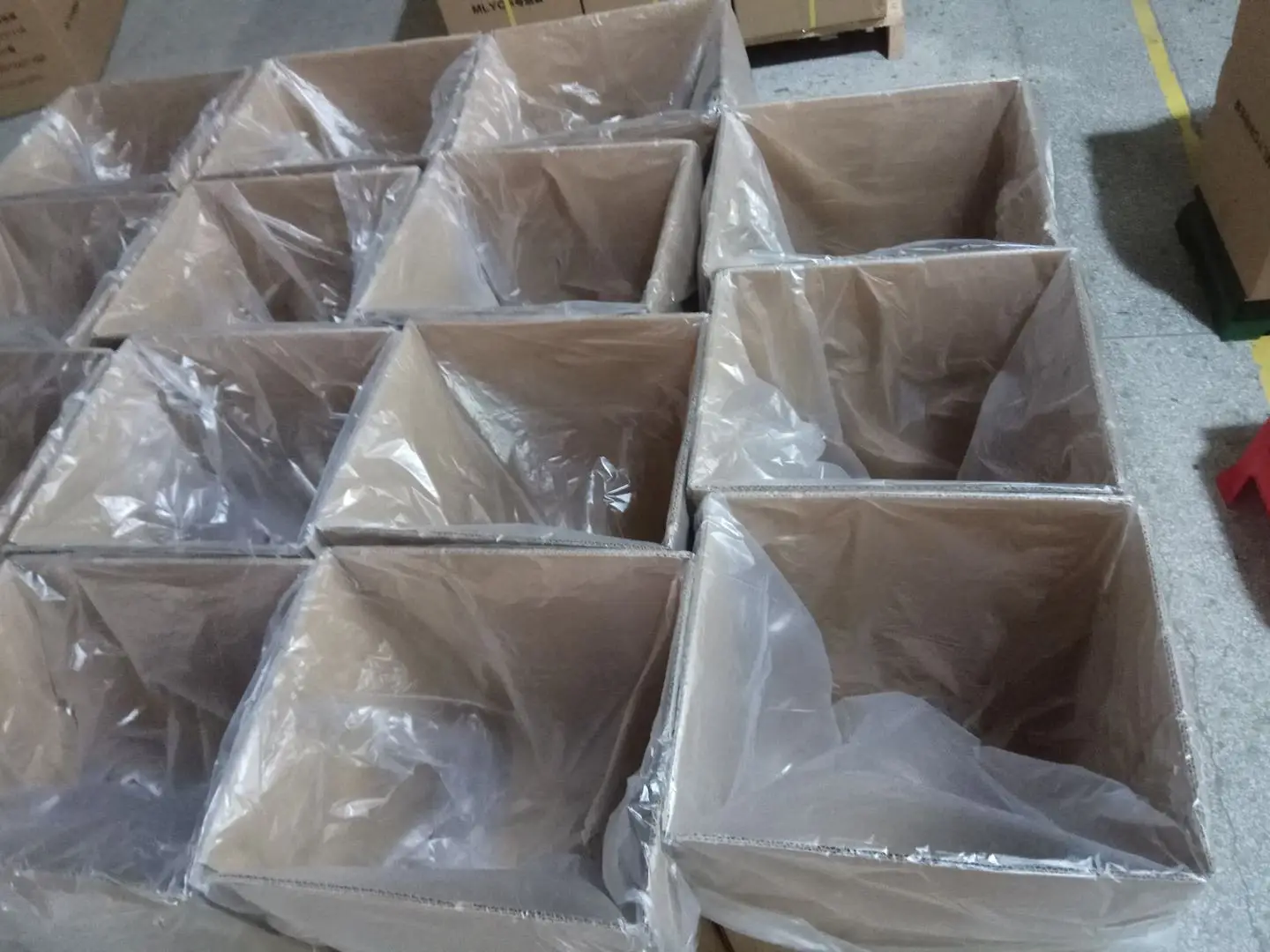 Gold Stamping Candy Shape Christmas Cracker Boxes Bon Bon Boxes ...