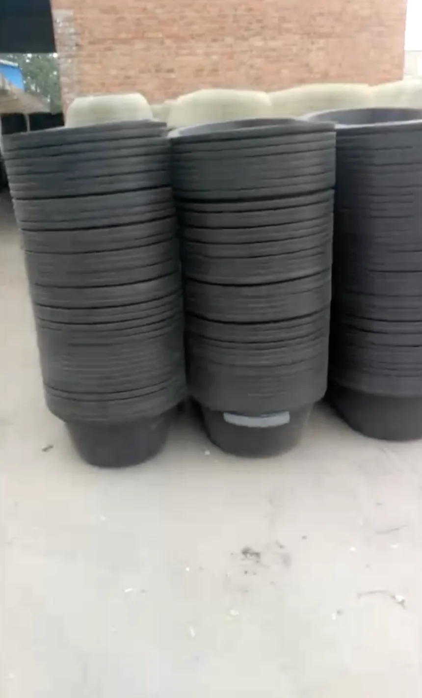 Great Farm Camel Feeder Troughs For Uae 1.35m 10kg Durable Beef Tendon ...