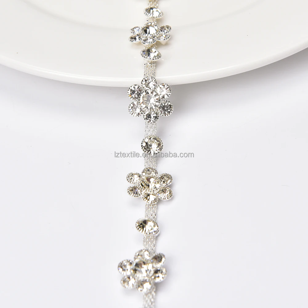 Glitter Silver Crystal Rhinestone Chain Flower Shape Glass Diamond