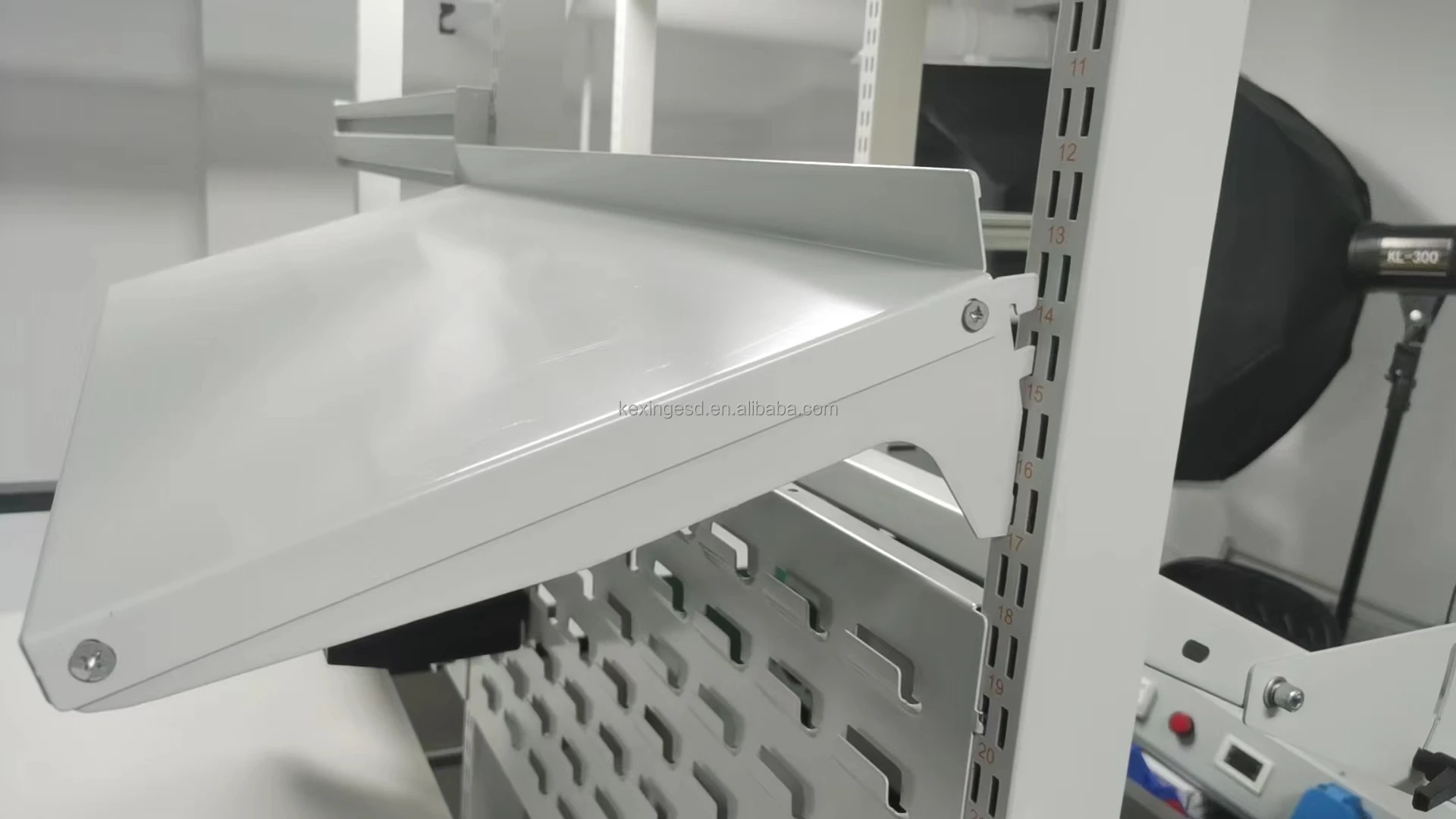 ESD Lab Workbenches Antistatic Packing Tables| Alibaba.com
