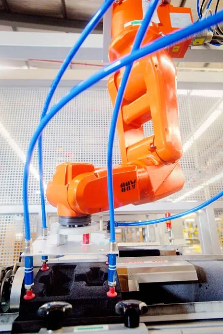 6 Axis ABB IRB 120 Robot Arm - Precision and Efficiency