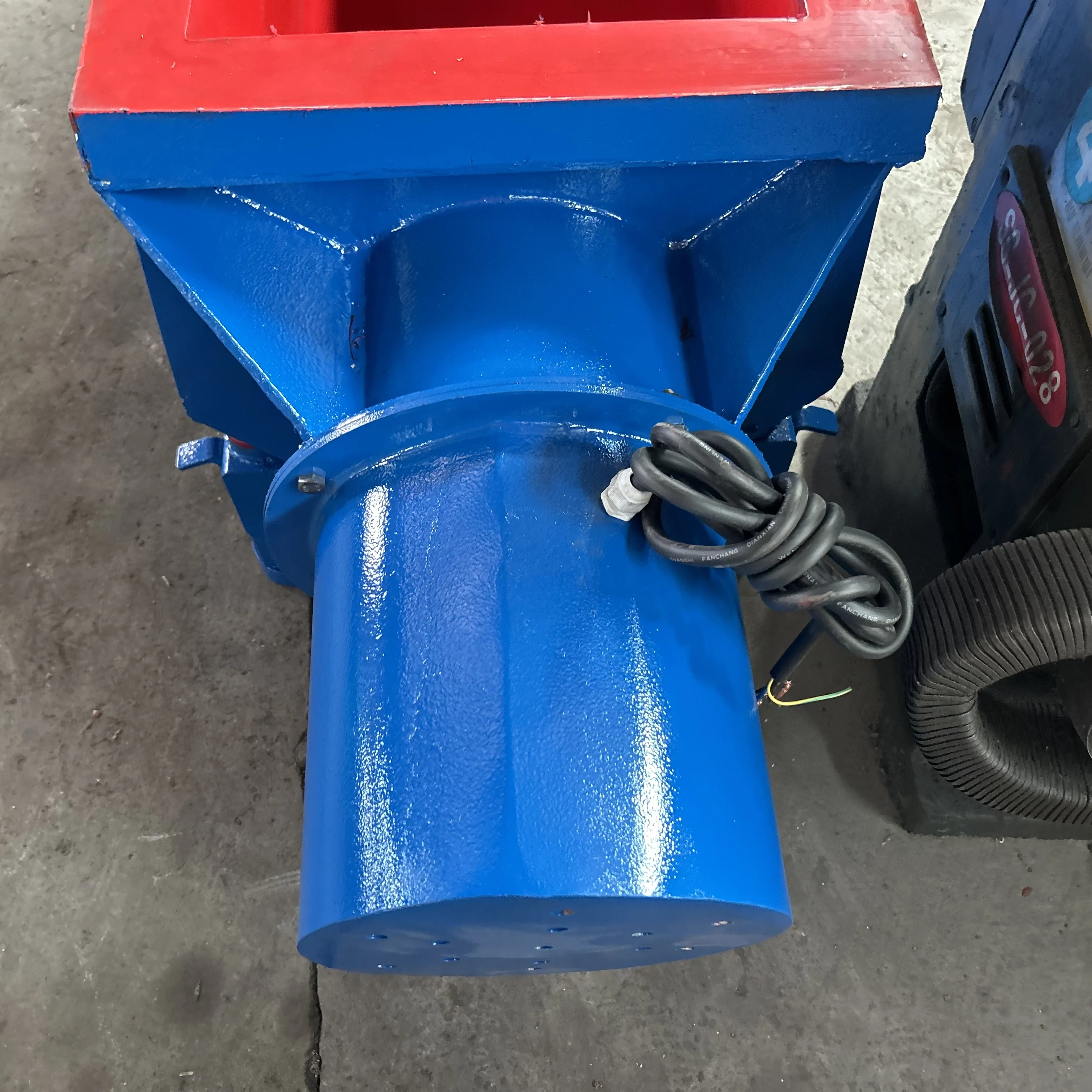 Metal Polishing Vibration Polisher Vibro Tumbler Grinding Polishing ...