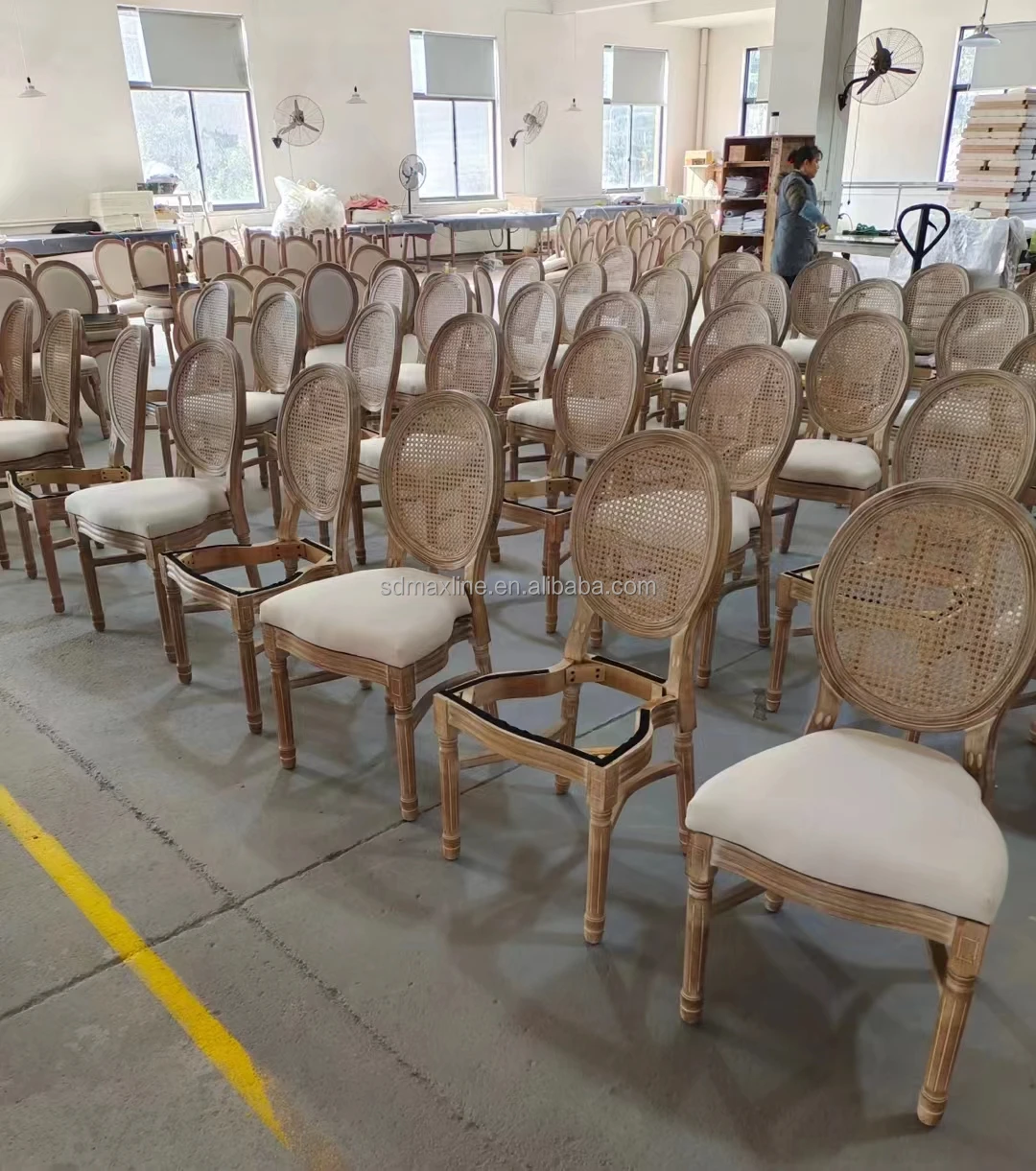 Antique Color Fabric Rattan Louis Chair Solid Wood Dining Wedding Event ...