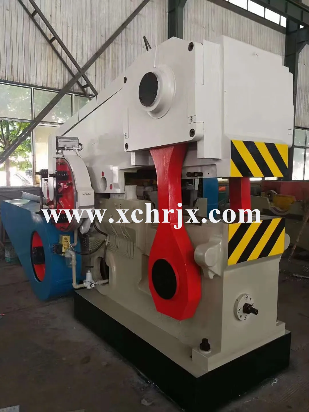 Full Automatic Bolt Nut Hot Forging Machine - Huarui