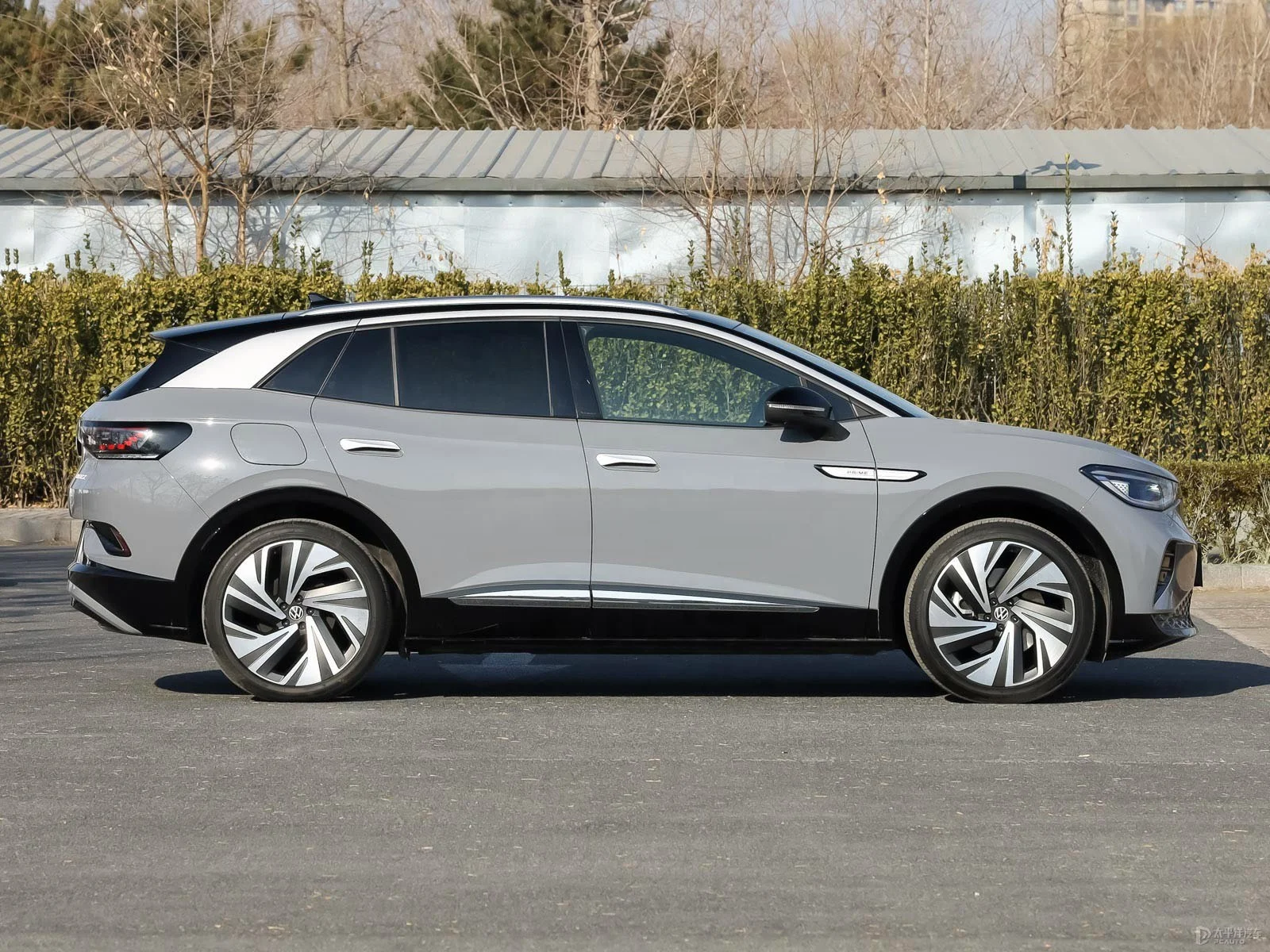 Spot Stock Vw Id4 2024 On Sale At Low Prices New Energy Vehicles Nevs ...