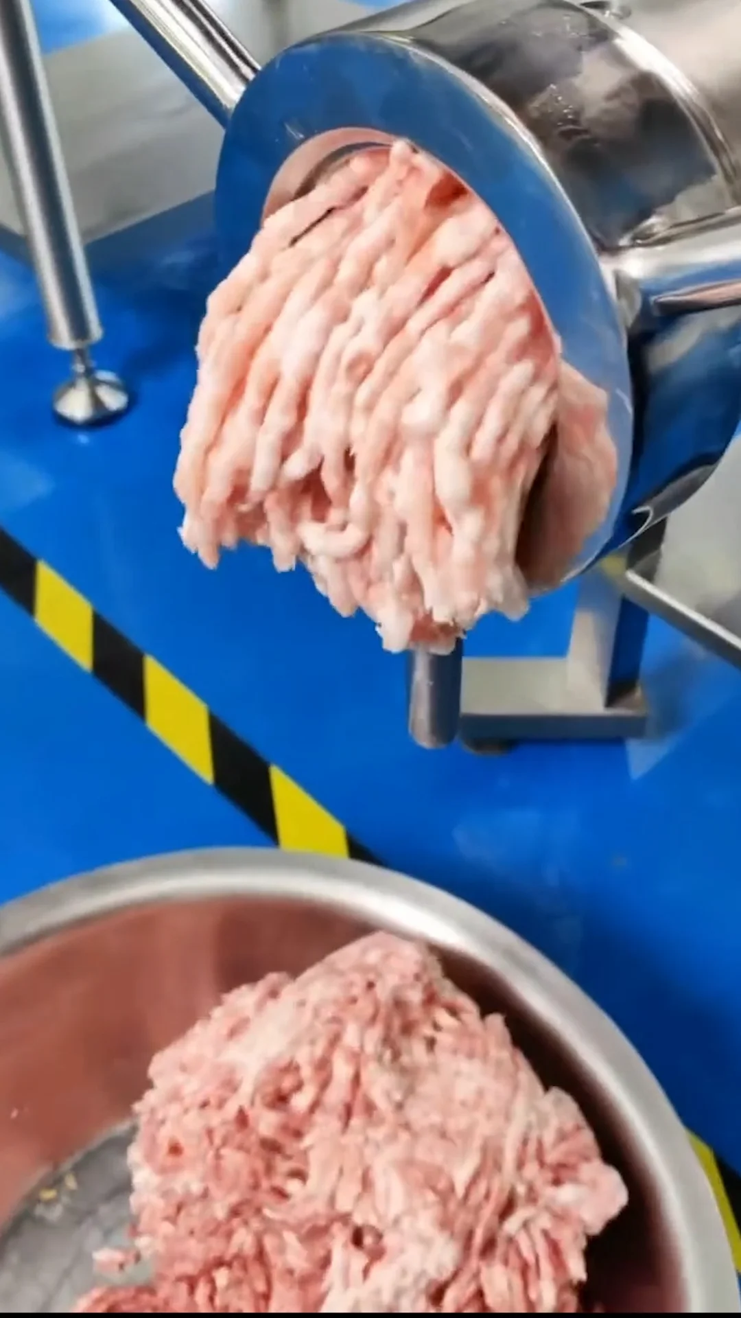 Commercial Ground Beef Chicken Fish Electric Meat Grinder Meat Mincer ...