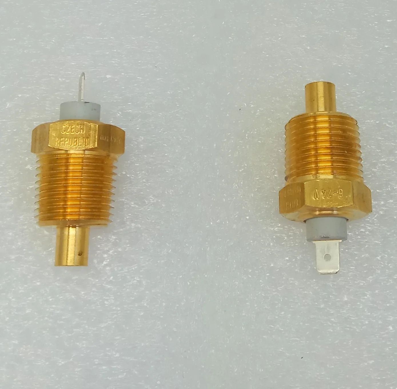 Genuine Original Vdo Temperature Sensor 323-801-001-010 Engine ...