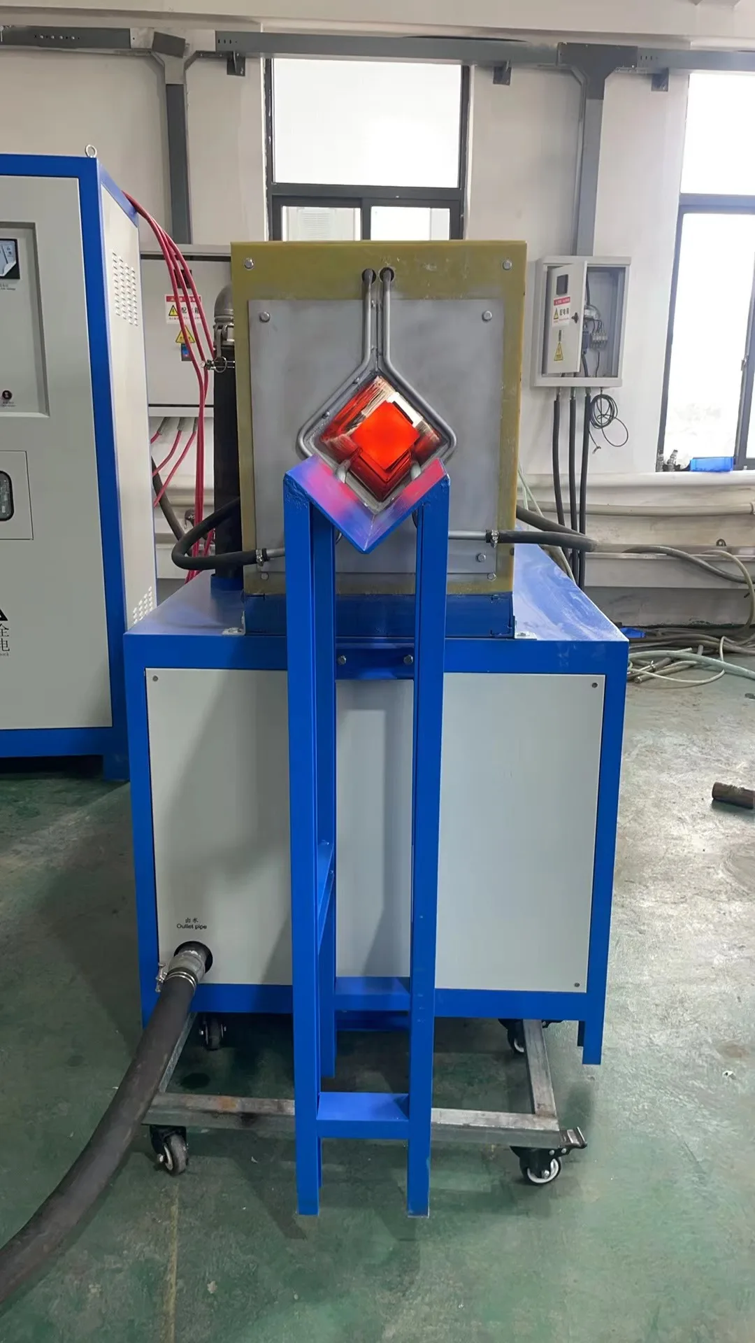 Induction Heating Round Bar Steel Billet For Forging Induction Heater ...