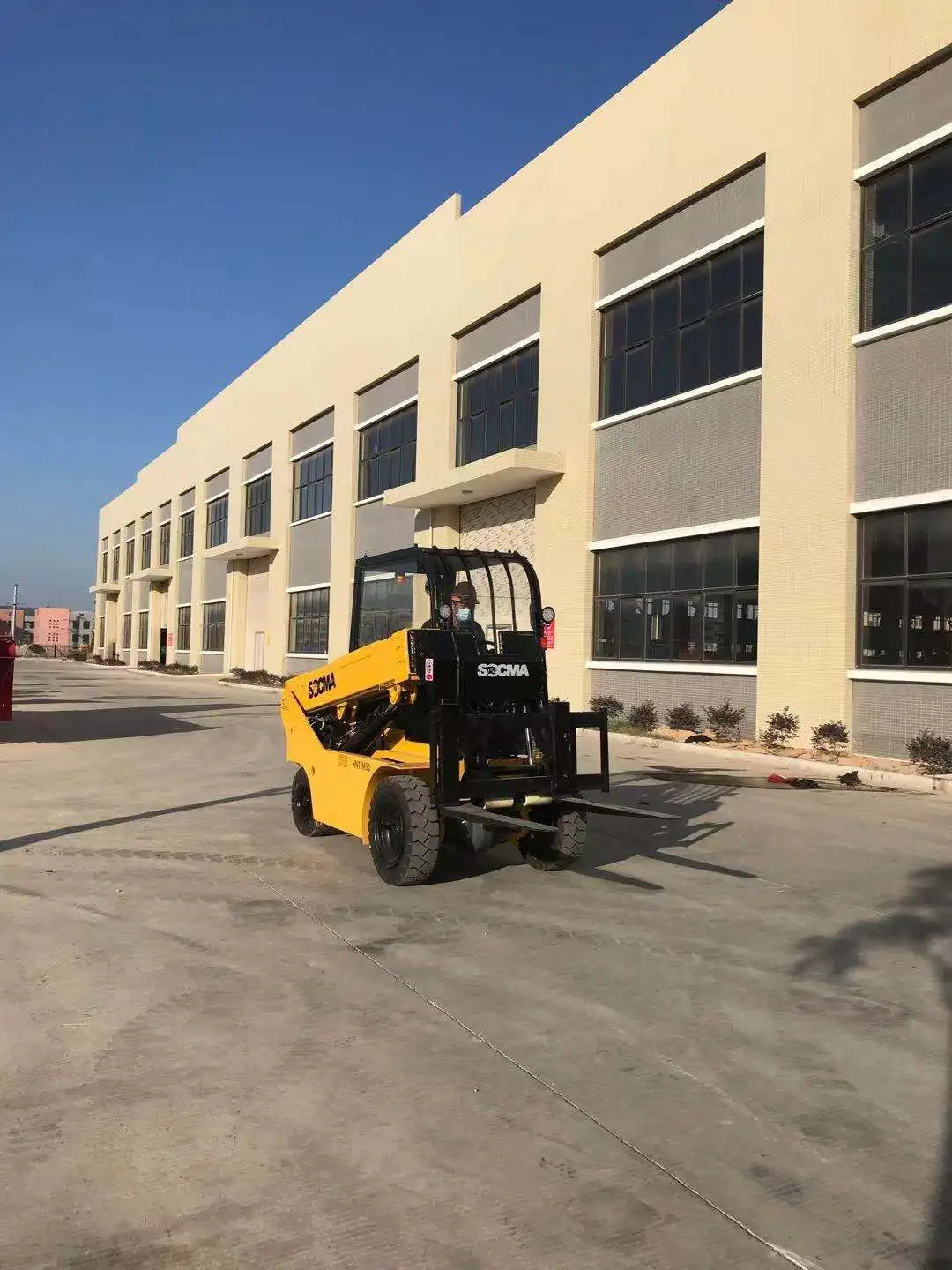 2.5t Telescopic Forklift Telehandler With 4m Reach Height - Buy ...