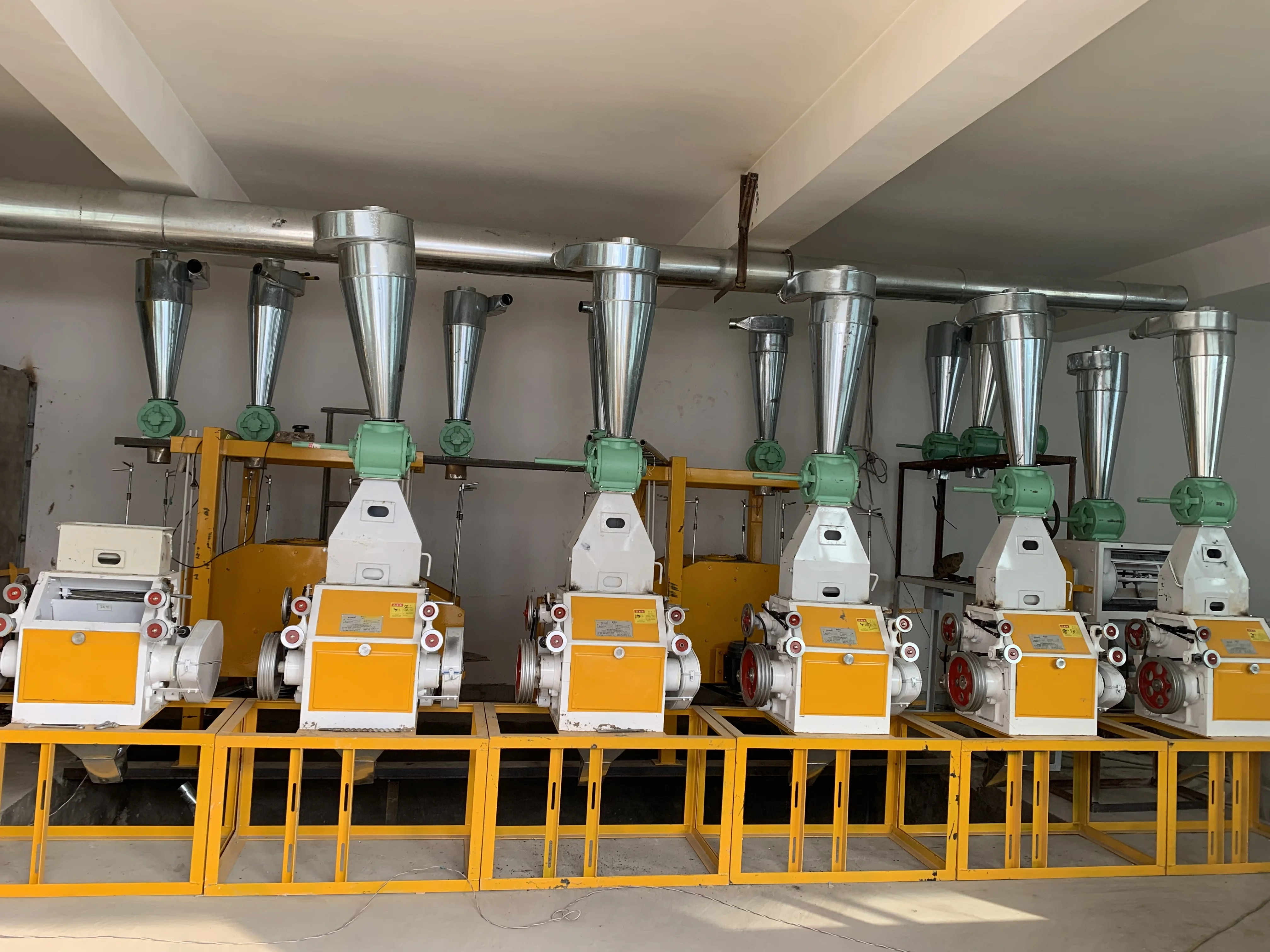 Alibaba.com: China Manufacture Sifted Maize Meal Flour Milling Machines, Wet/dry Corn/Rice/Wheat ...