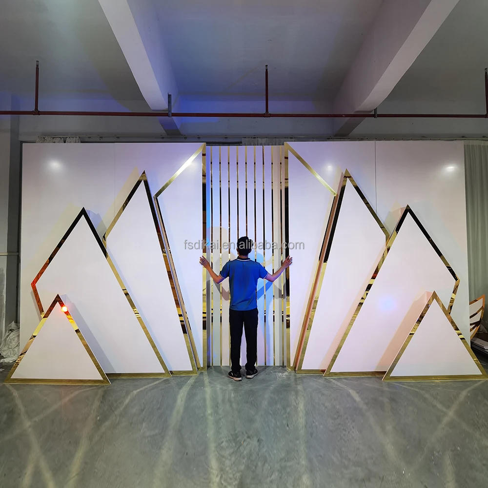 Generous Luxury Golden Large Acrylic Backdrop Floral Arrangement for ...