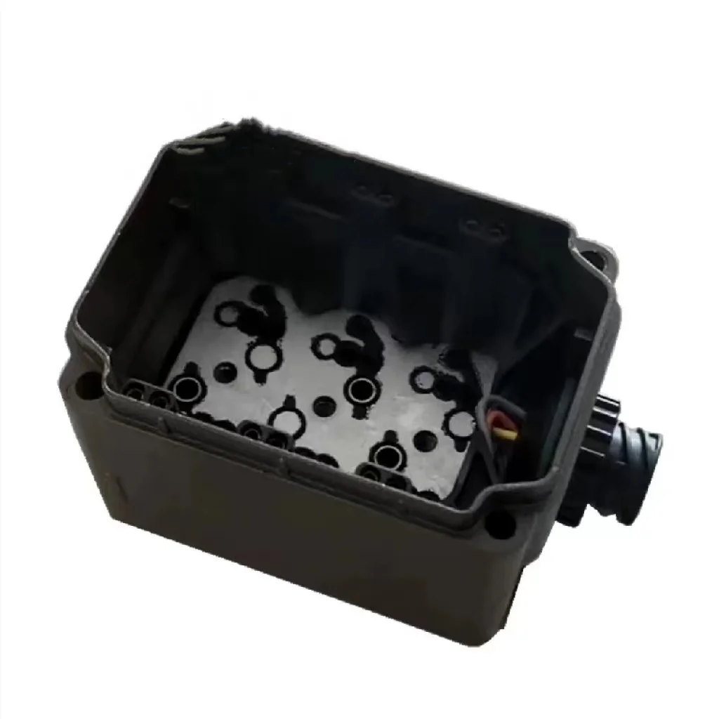 Truck Parts Air Brake Gearbox Valve Housing 2760914 1493769 2082090 ...