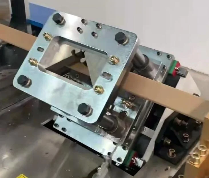 Brown Honeycomb Corrugated Cardboard Angles Edge Boards Kraft Paper ...