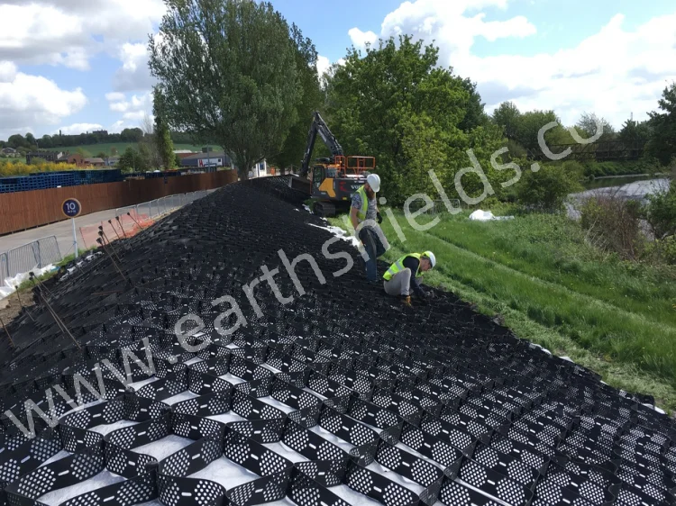 Alibaba.com: Geocell Pavers Interlocking Geo Cells Sand Color Ground ...