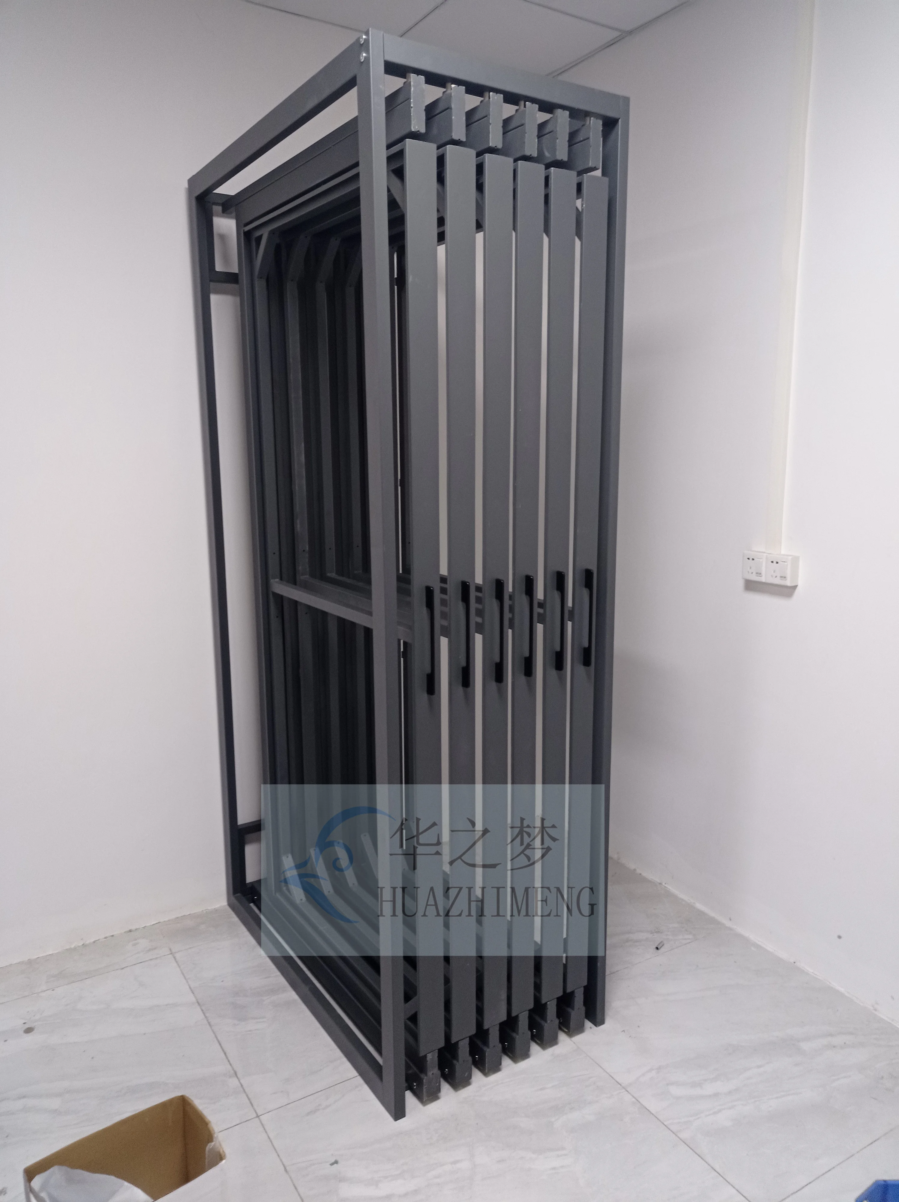 Customized Display Racks - Durable and Rotating Solutions