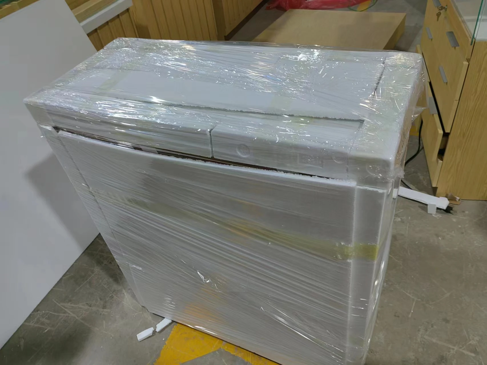 Ouyee Perfume Display Counter Modern Cosmetic Shop Decoration Factory ...