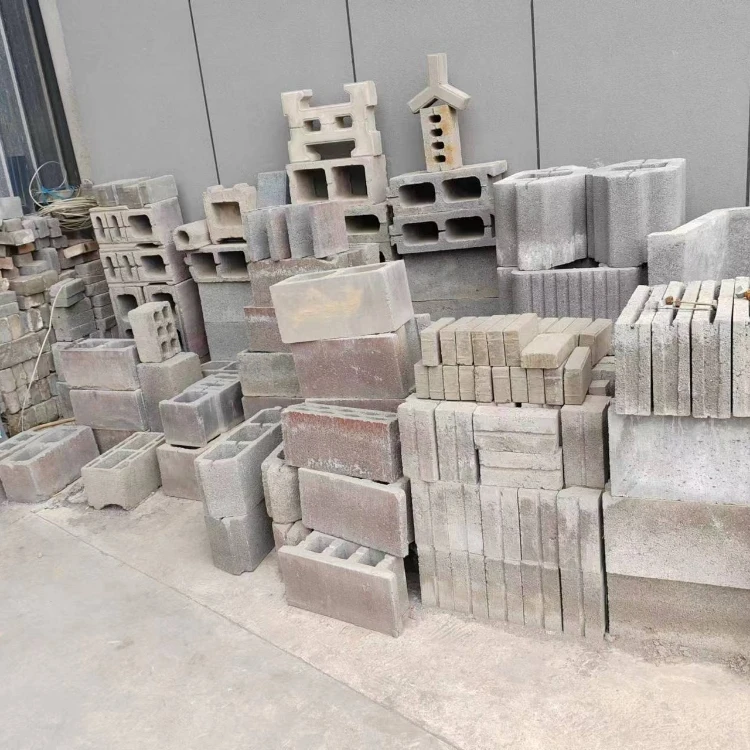 Manual Interlocking Hollow Concrete Blocks - 2024 Trend