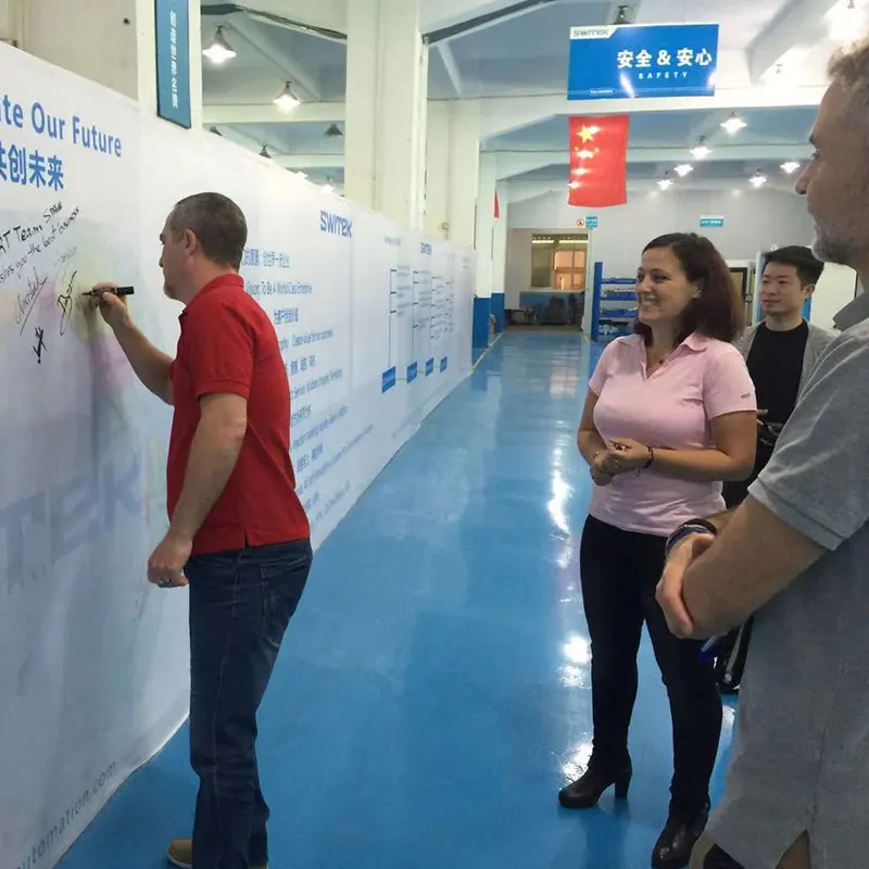 SWITEK Side Entry in Mold Labeling Injection Molding Machine