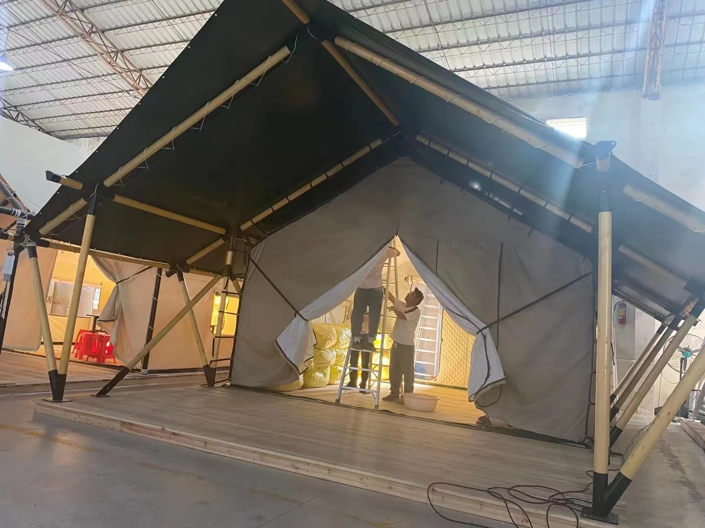 5*7m Escape To Nature With The Ultimate Camping Experience In This ...