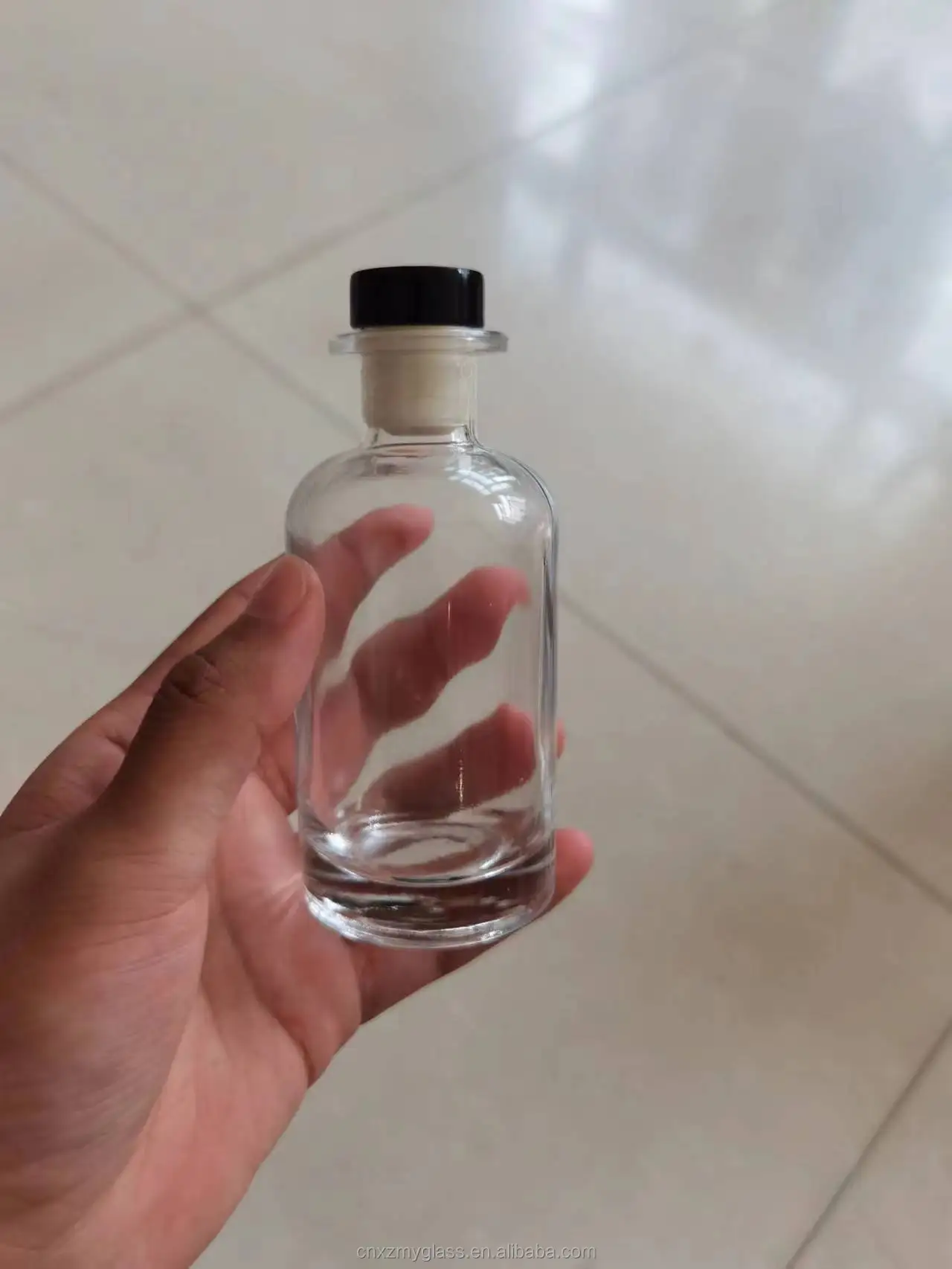 High Quality Empty Glass Reed Diffuser Bottles - 100ml, 200ml, 300ml