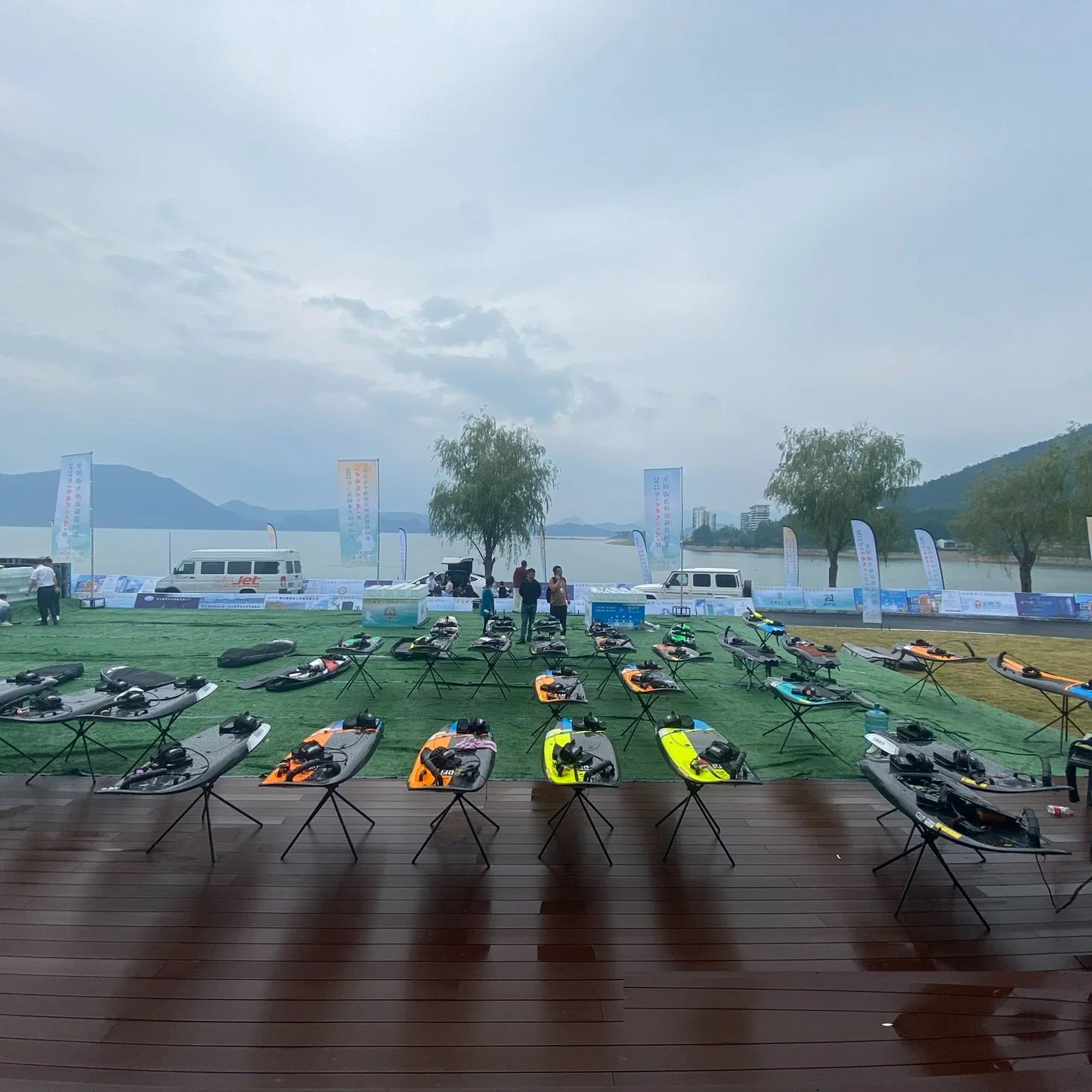 Electric Surfboard - Ultimate Motorized Jet Board