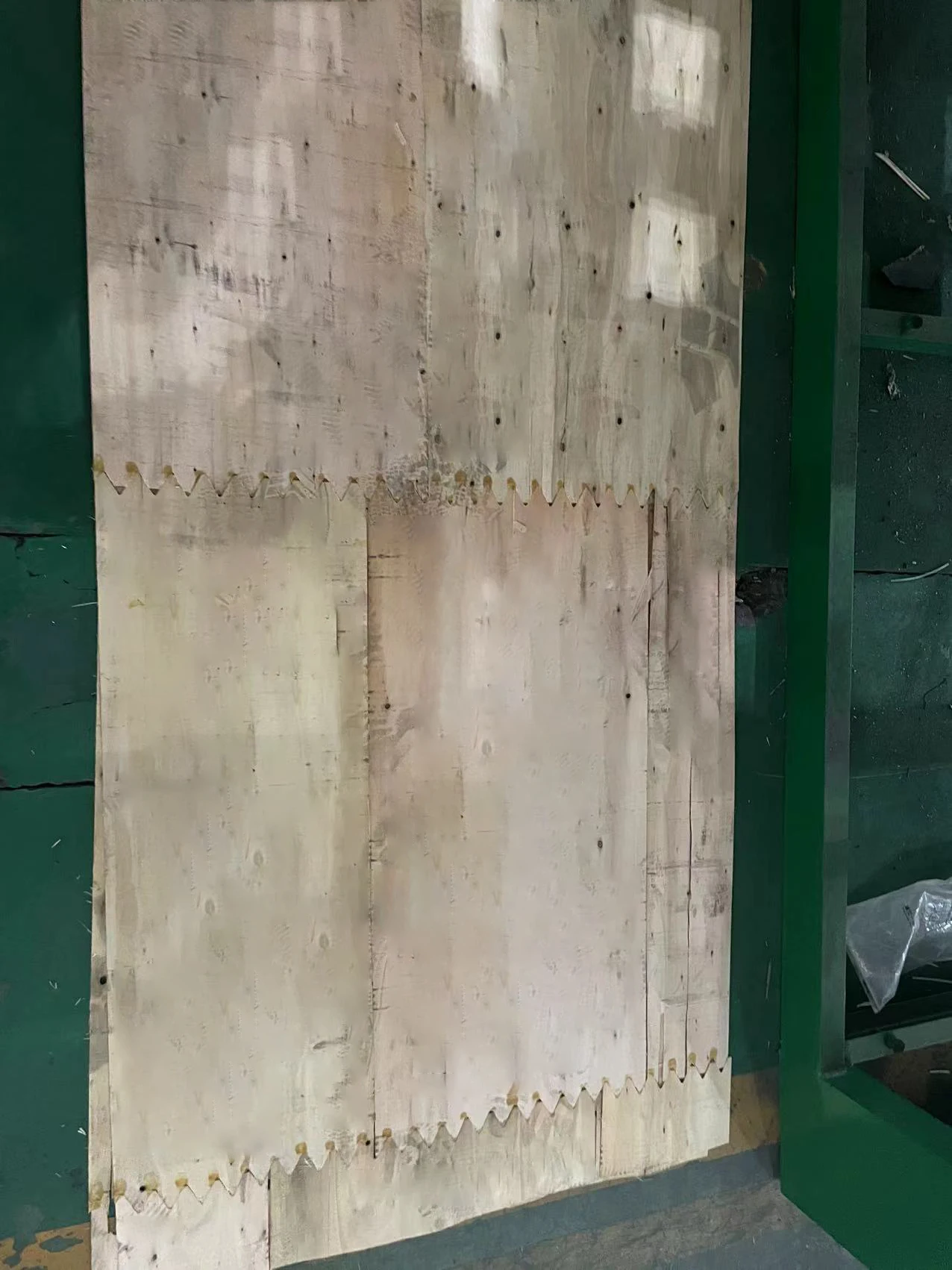 Veneer Core Composer Machine - Efficient Woodworking