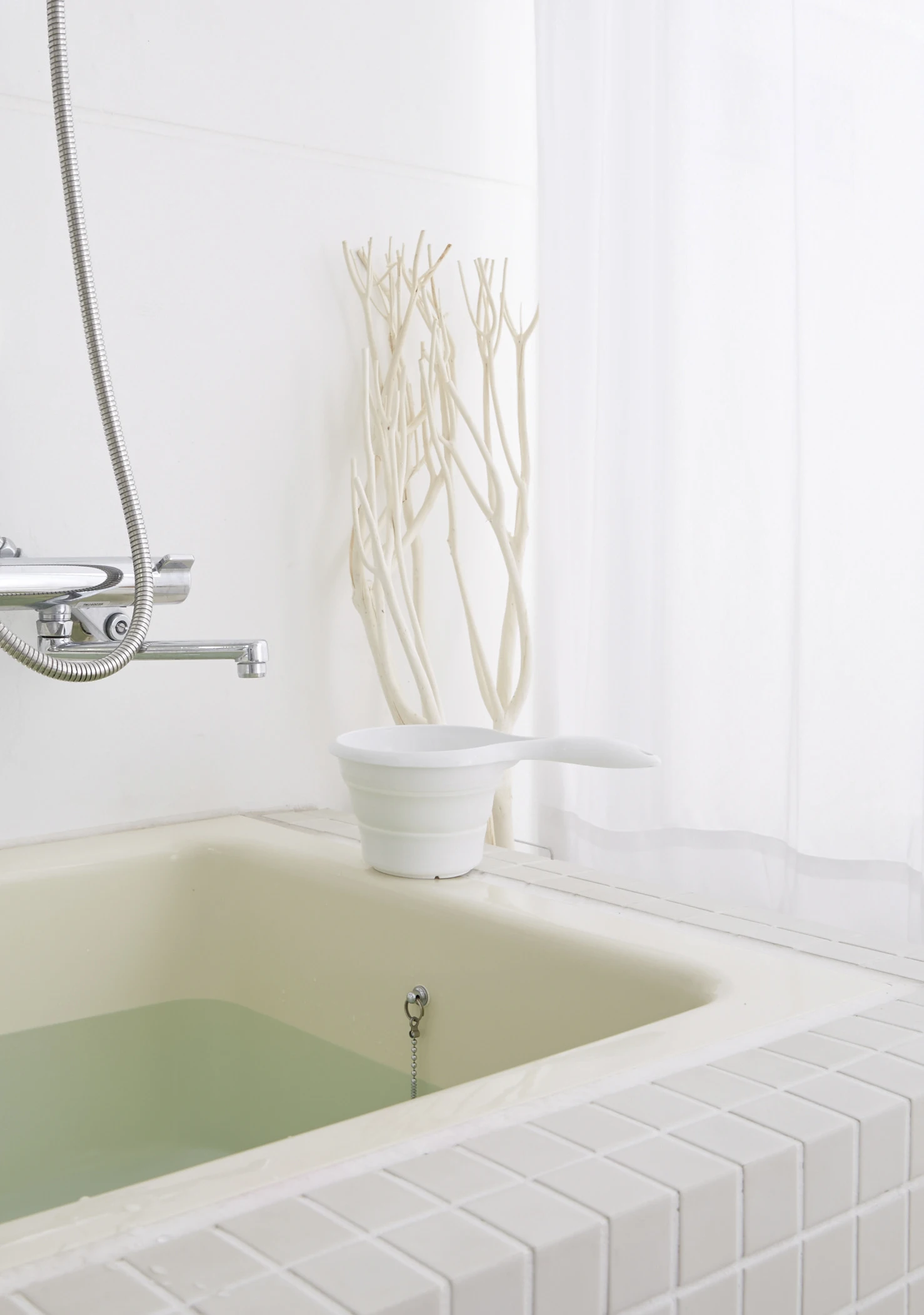 Collapsible Plastic Mini Donut Water Bucket With Handle Sell Well - Buy ...