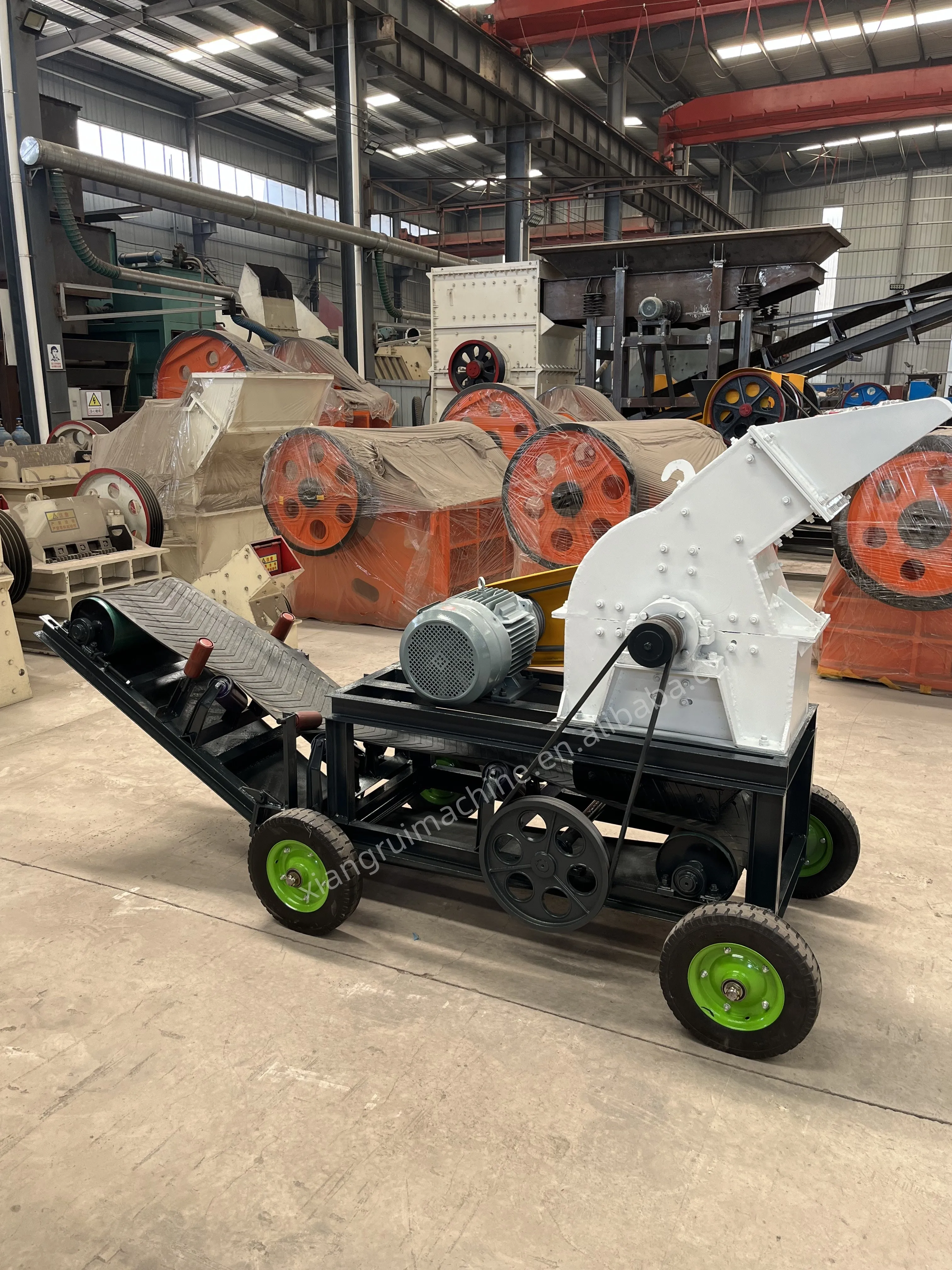 Mining machinery gold mine river gravel crusher mobile hammer crusher ...