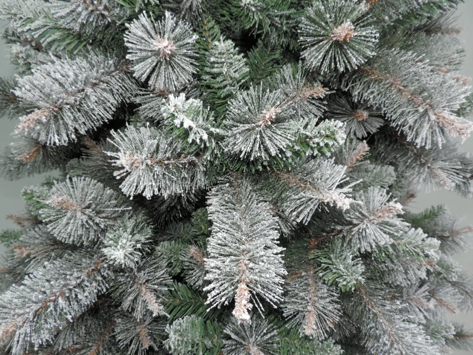 Luxury Realistic Xmas Pine Tree Decoration Mixed PE PVC Fibers for ...