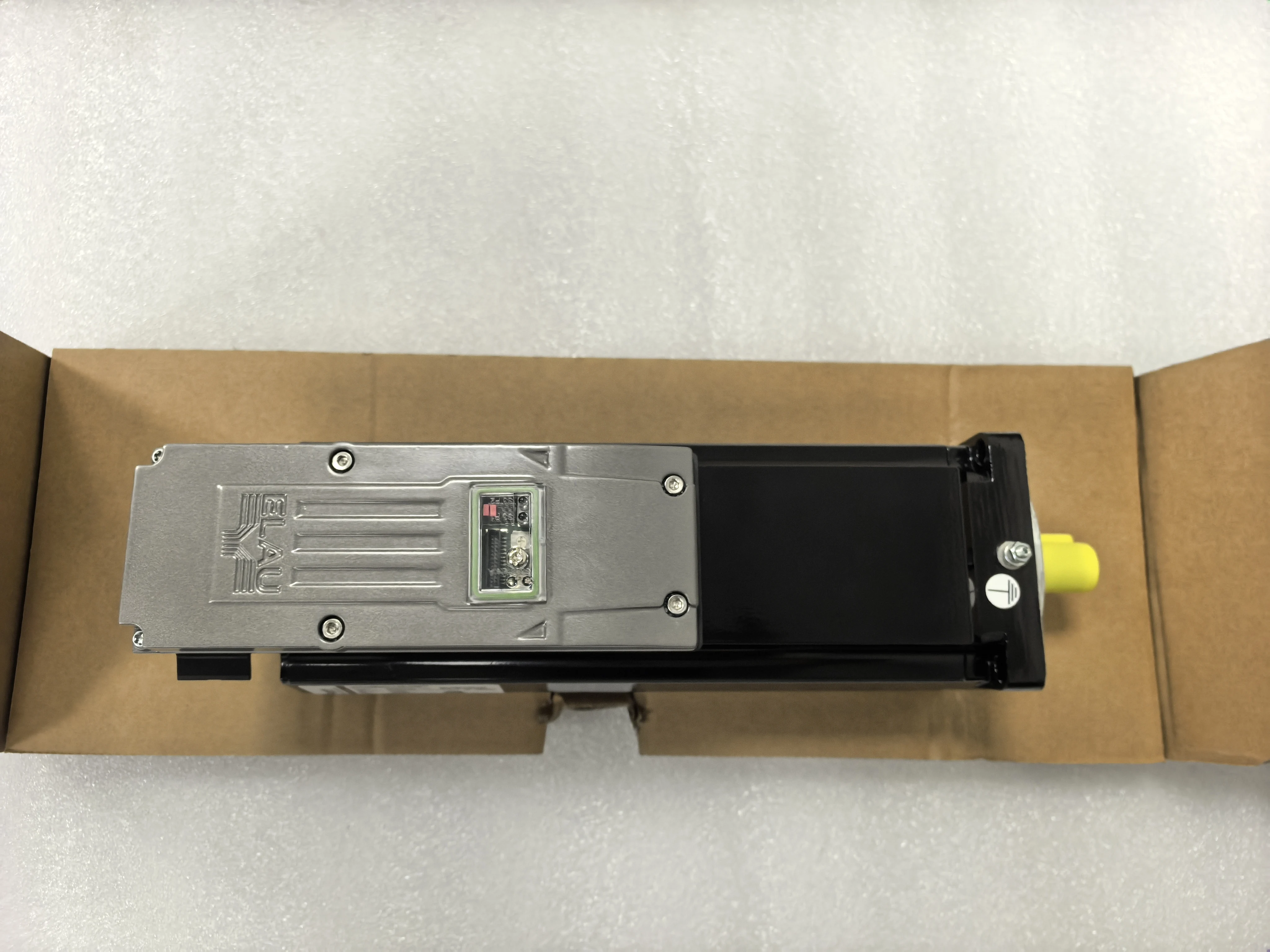 High Quality for Schneider ELAU servo motor new original warehouse ...