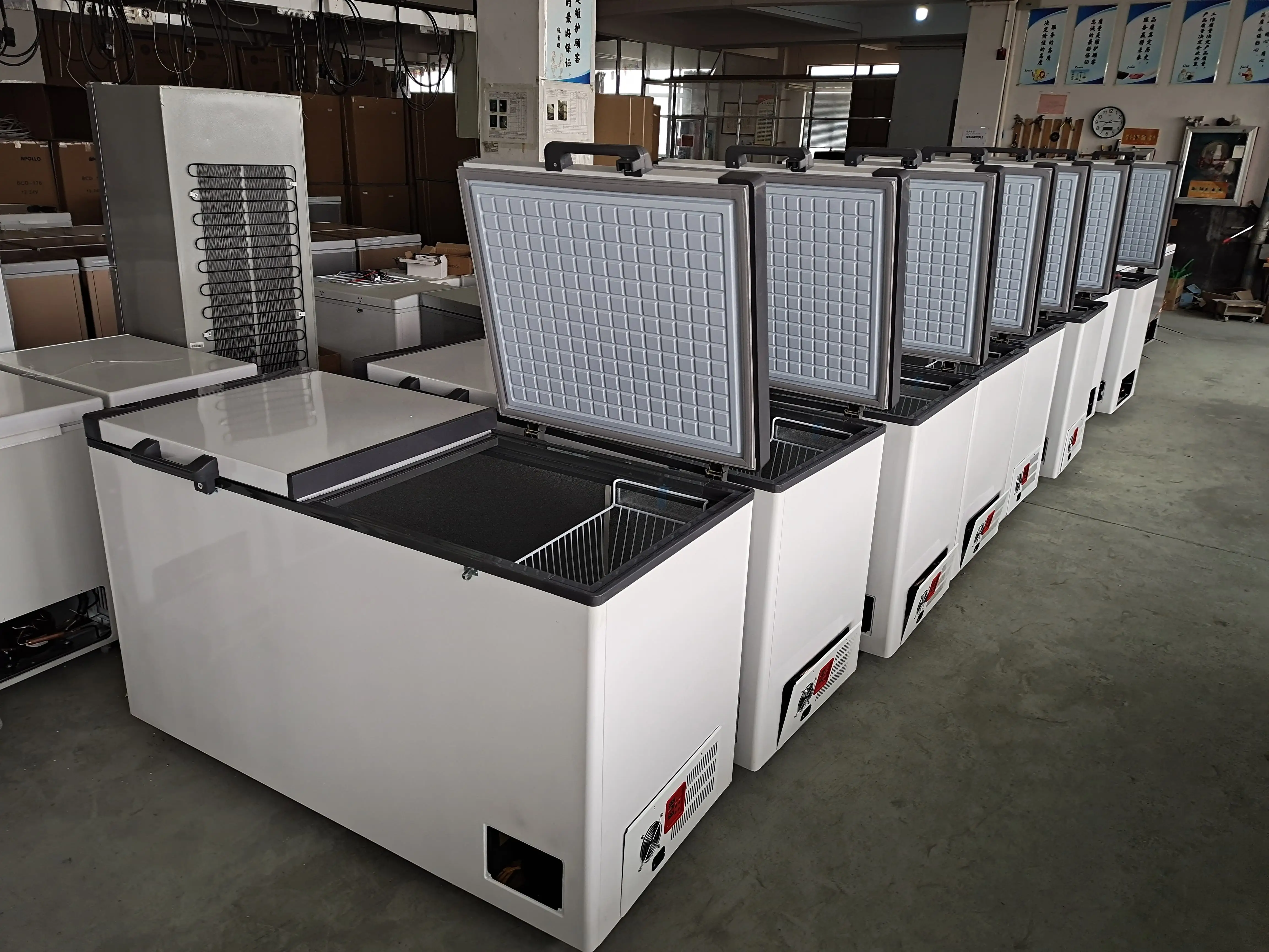 Dc Solar Freezer 308l 12v 24v Commercial Top Open Door Deep Fridge ...