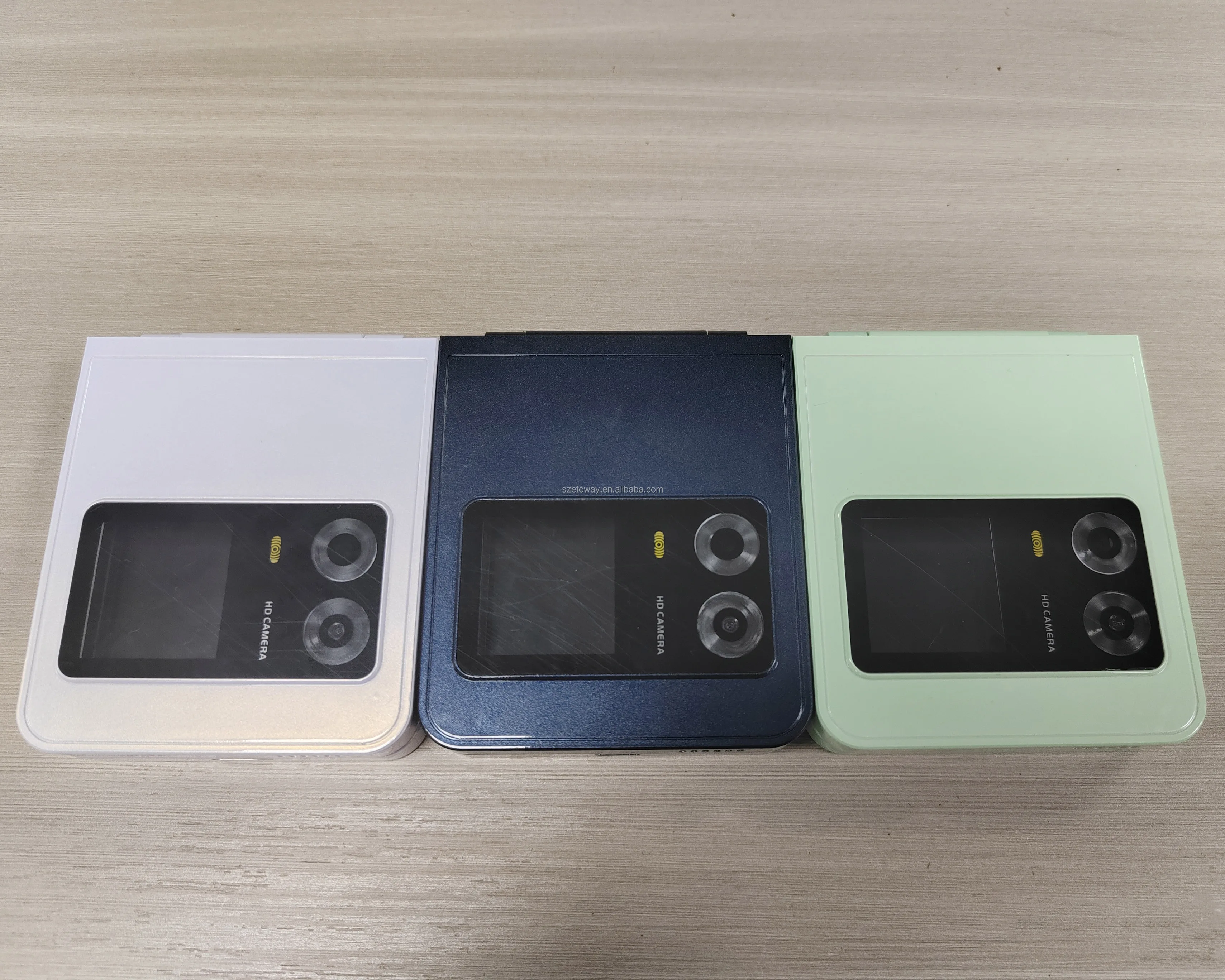 2023 New Design 4g Flip Folding Mobile Phone Feature-packed With 3.4 ...