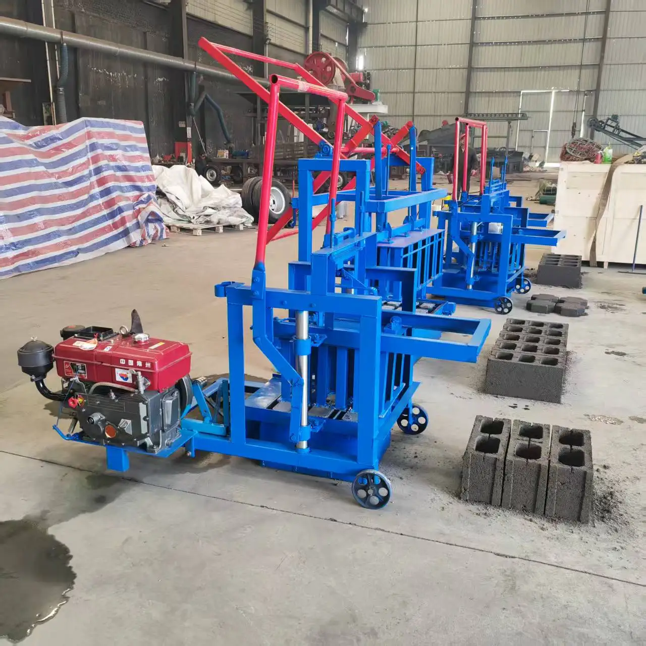 QTM4-40 Movable Mobile Diesel Engine Egg Laying Concrete Hollow Block ...