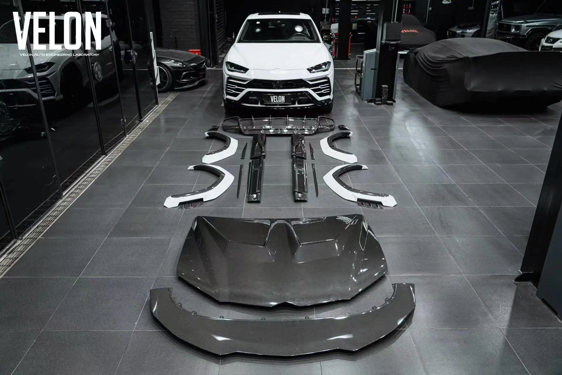 Lamborghini Urus Carbon Fiber Body Kit - 1016 Style Wide Body