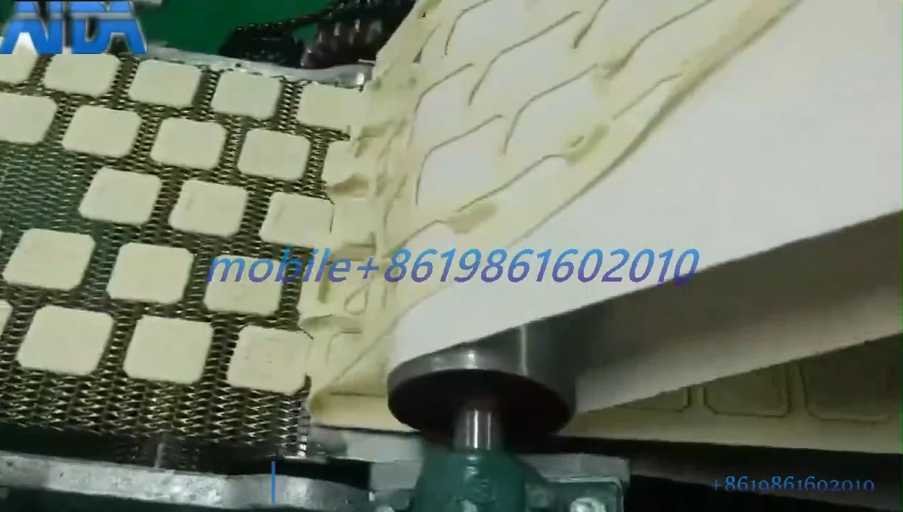 Automatic Hard Biscuit Make Cream Soda Crackers Machine Bear Biscuit ...