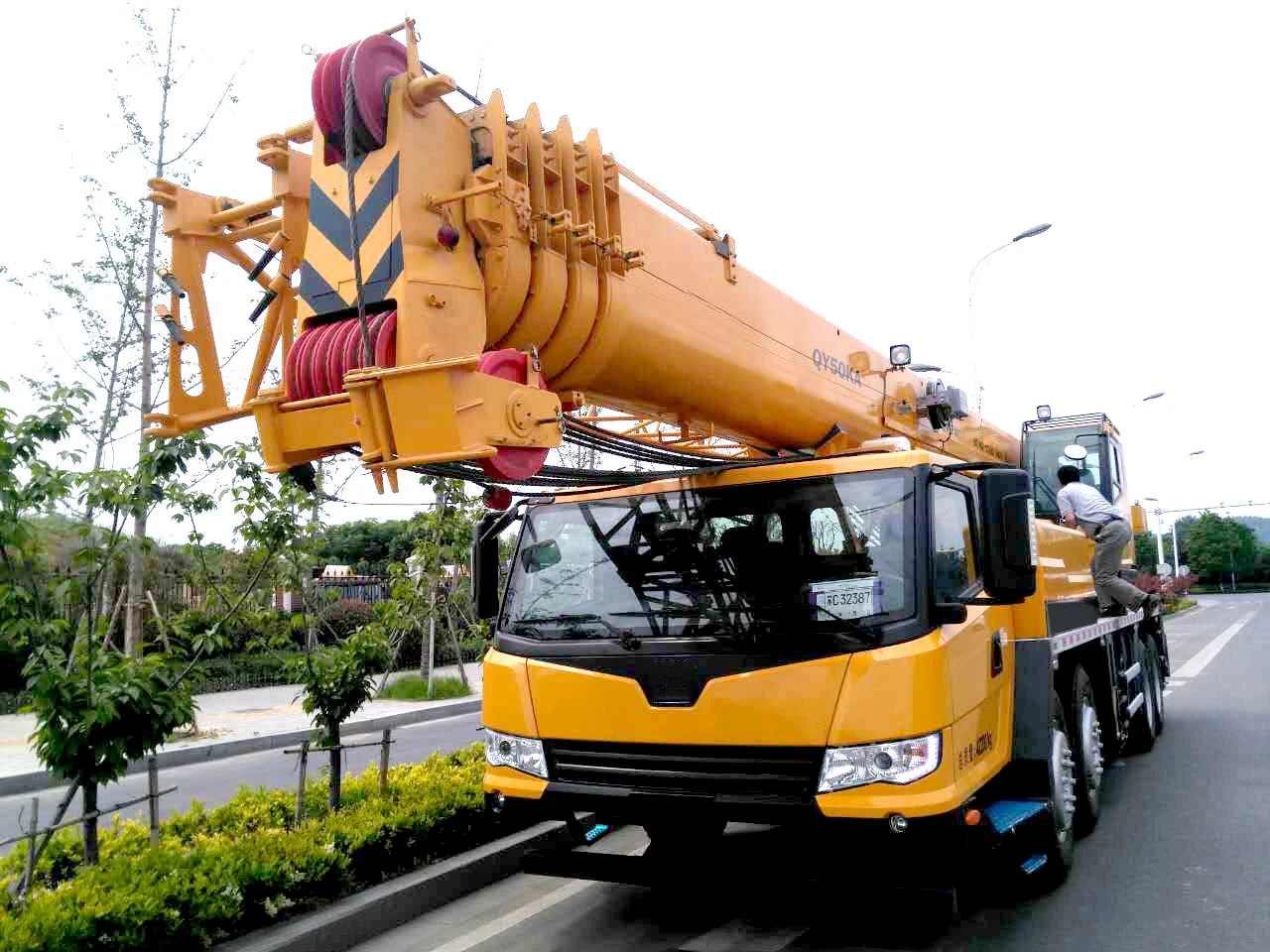 Official 50 Ton Mobile Crane Truck Mounted Brand Hydraulic System Qy50k5d With Factory Price ...