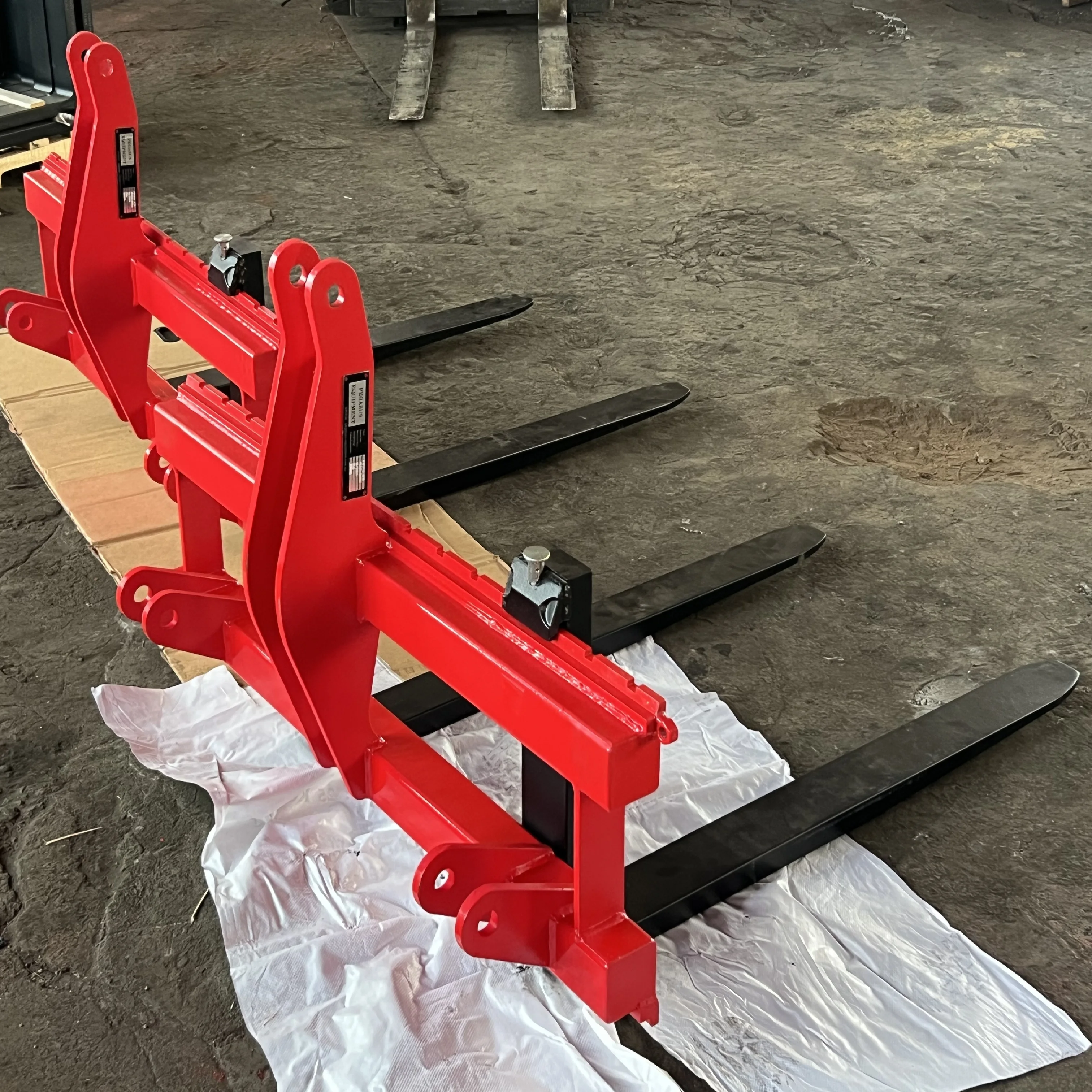 Heavy-duty Tractor Frame Adapter for Enhanced Productivity