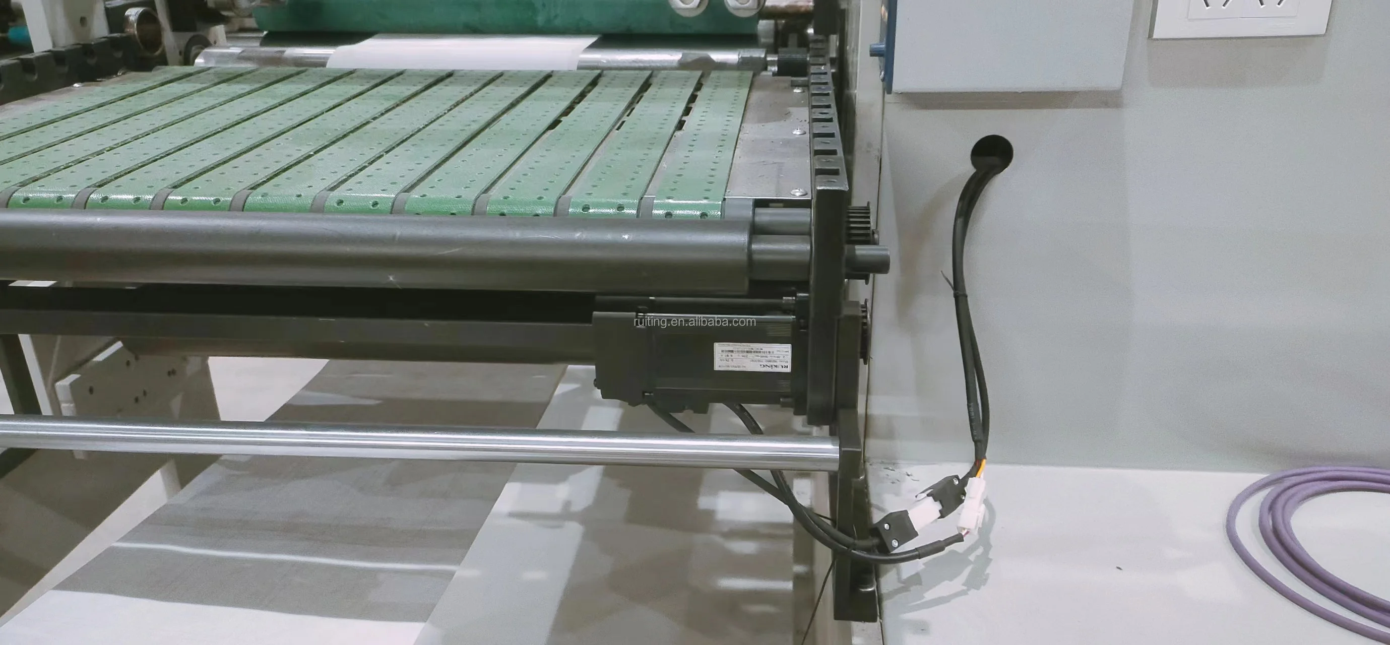 Servo Motor Label Sticker Roll Printer 320 8 Color Printing Machine For ...