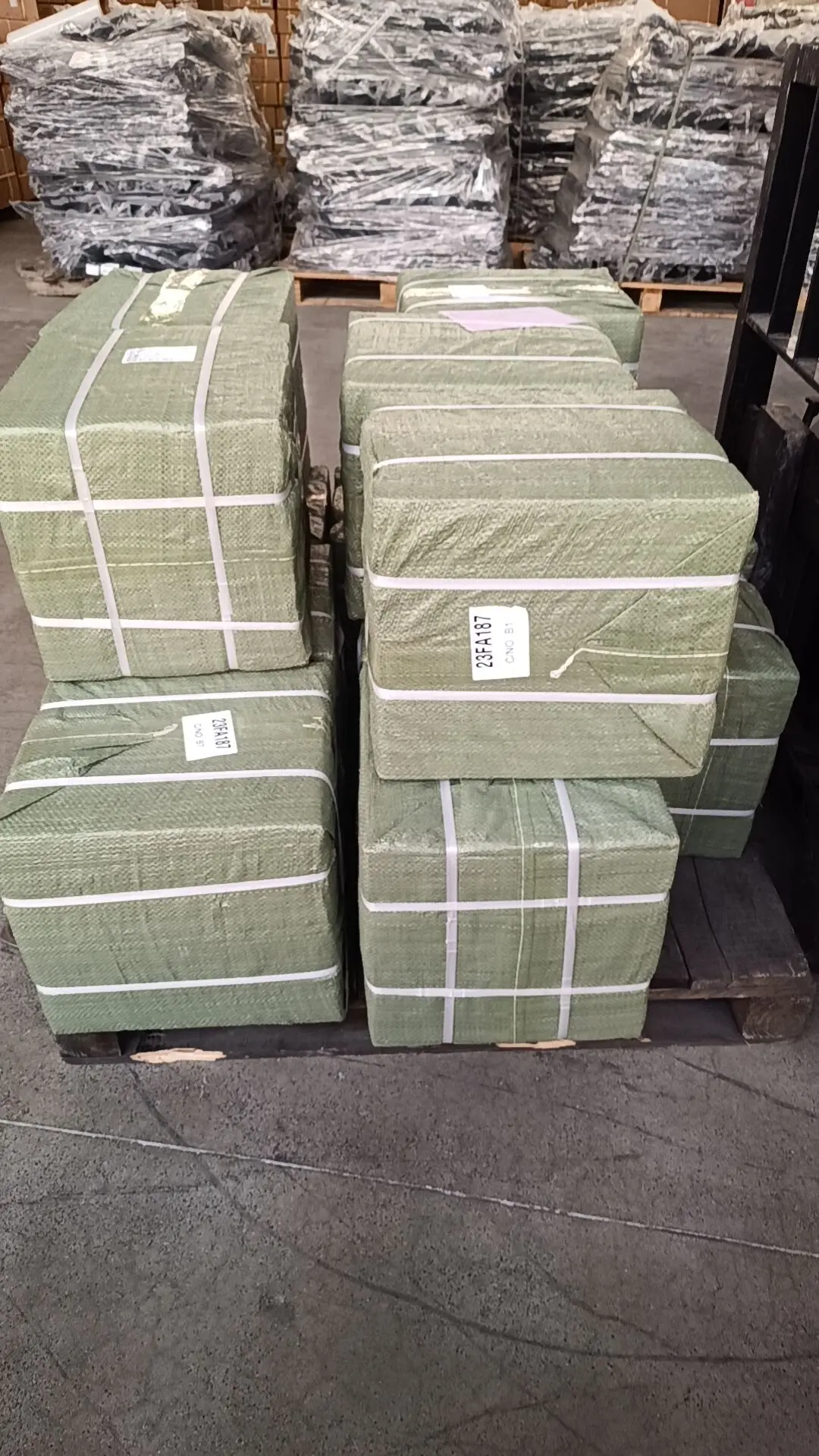 1662406517 Gle Coupe Right Front Engine Mounting For Benz Truck Engine ...