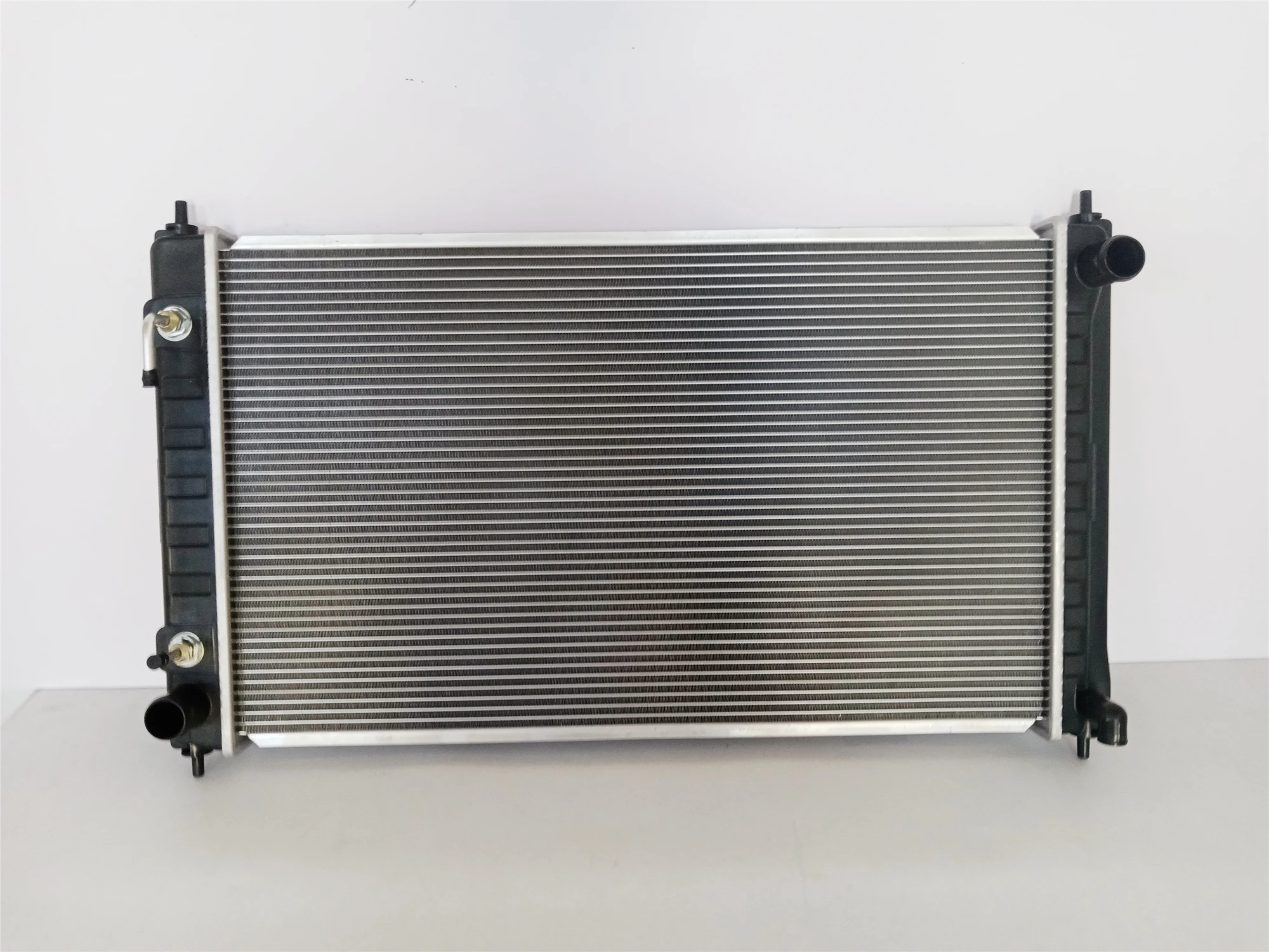 Aluminum Auto Radiator Pa66-gf30 21460-jn90a For Nissan Oem Genuine ...